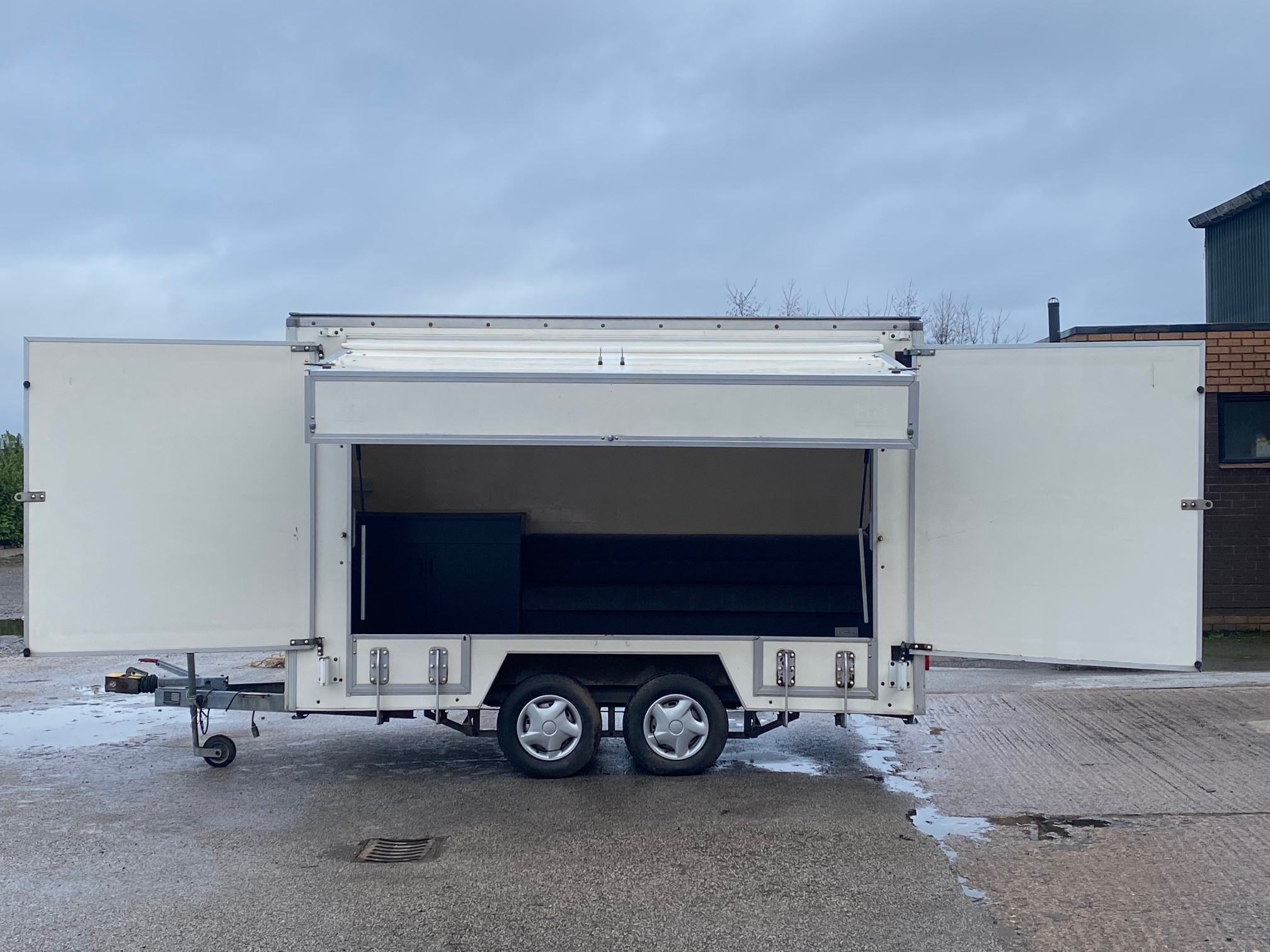 c.1995 Lynton Exhibition Trailer