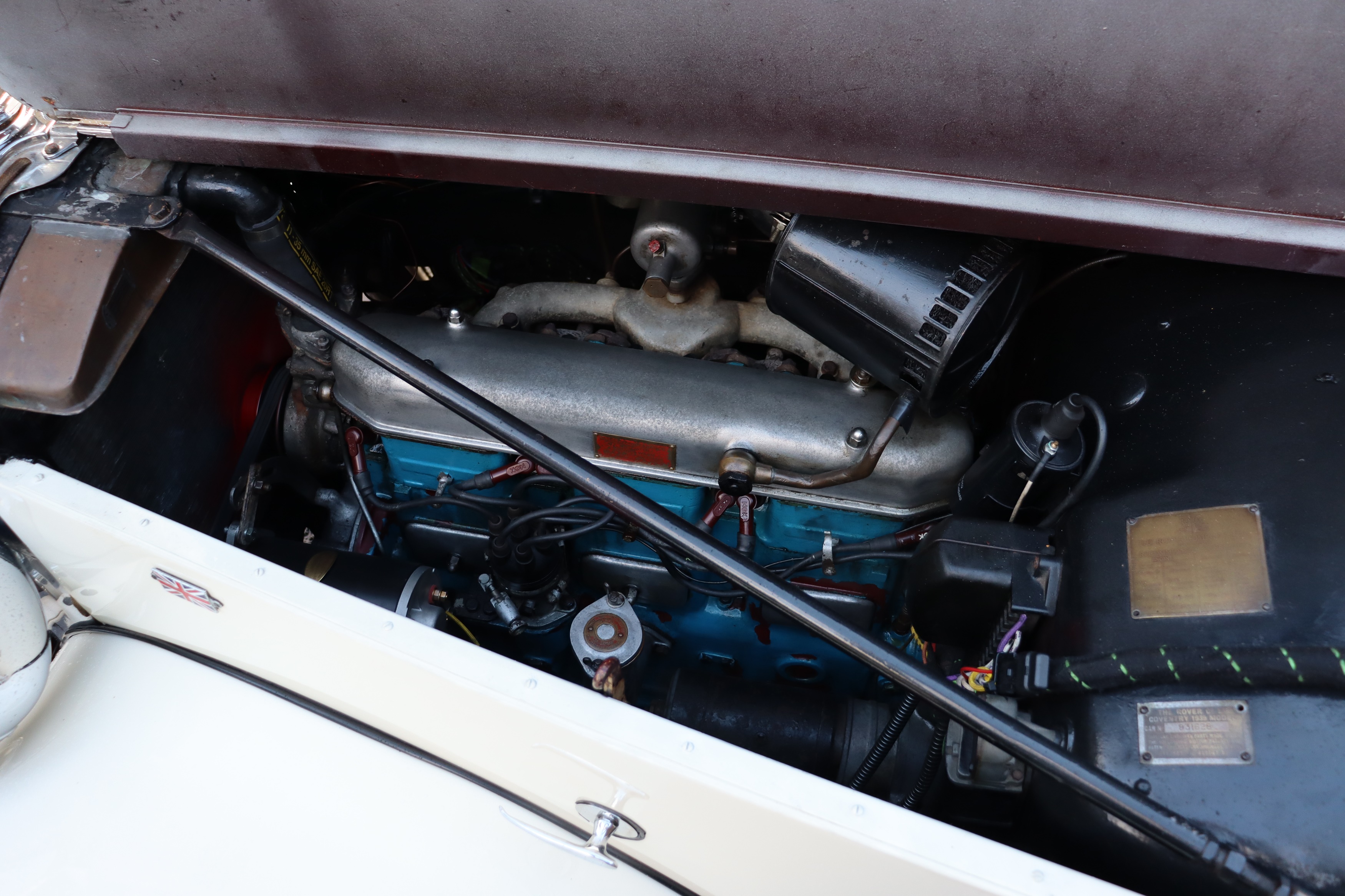 Lot 28 - 1939 Rover 14hp Tickford Three-Position