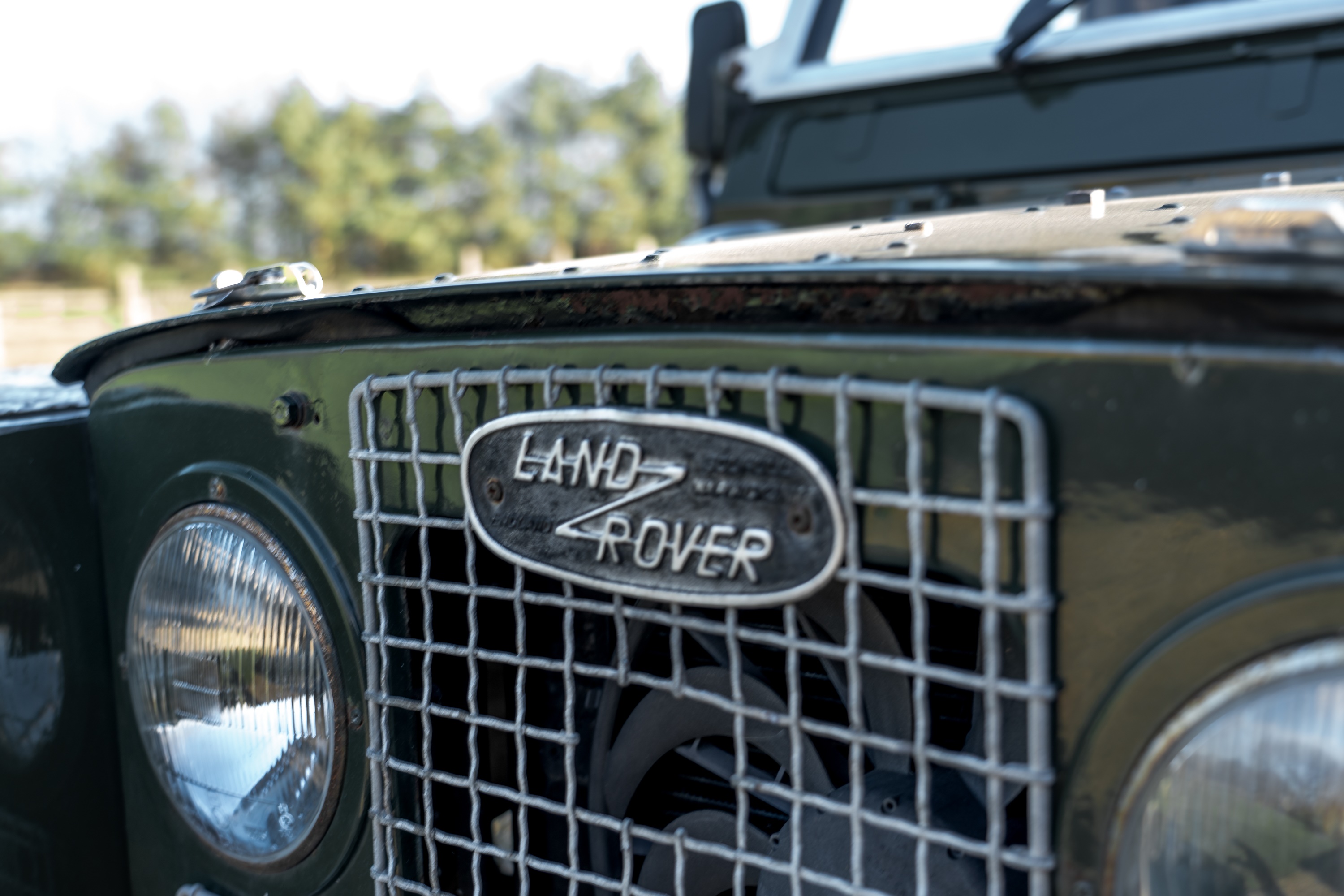 Lot 25 - 1965/2006 Land Rover / Range Rover 'Series