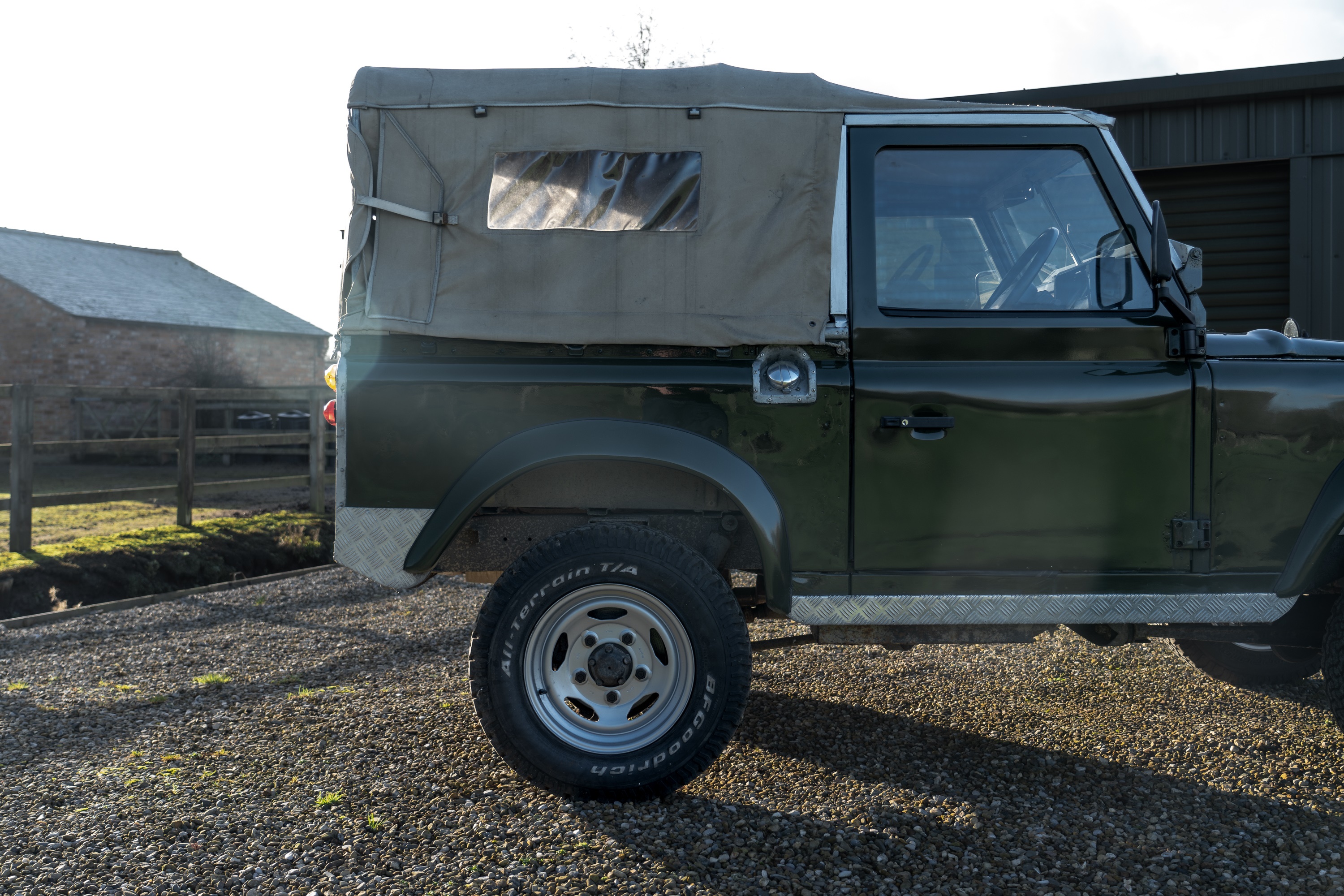 Lot 25 - 1965/2006 Land Rover / Range Rover 'Series