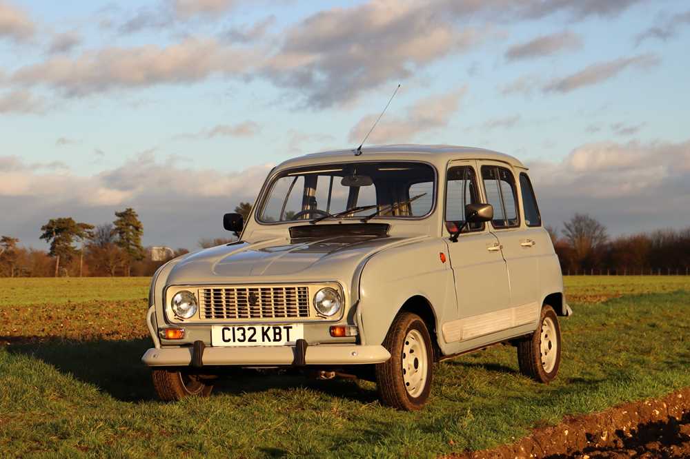 Lot 18 - 1985 Renault 4 GTL