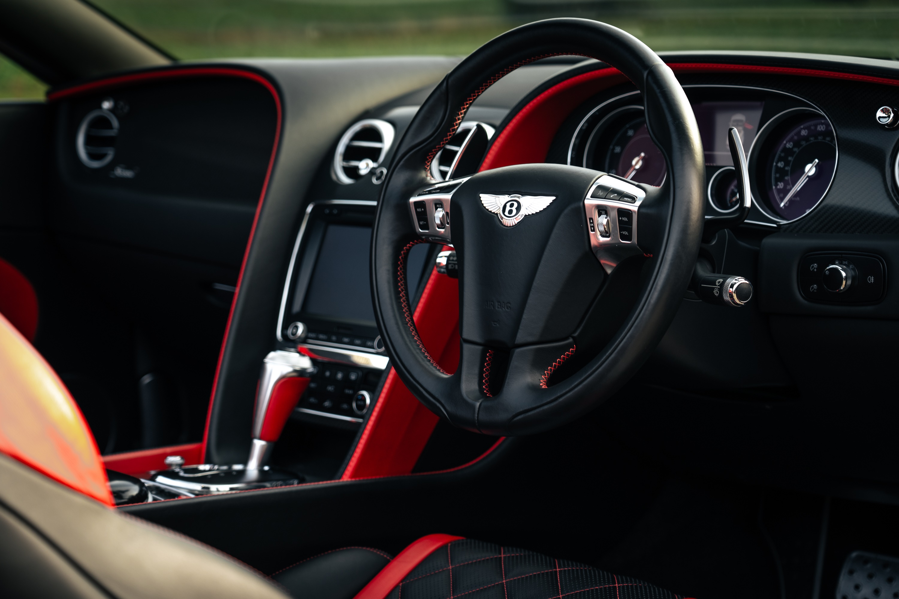 Lot 73 - 2016 Bentley Continental GTC Speed Black