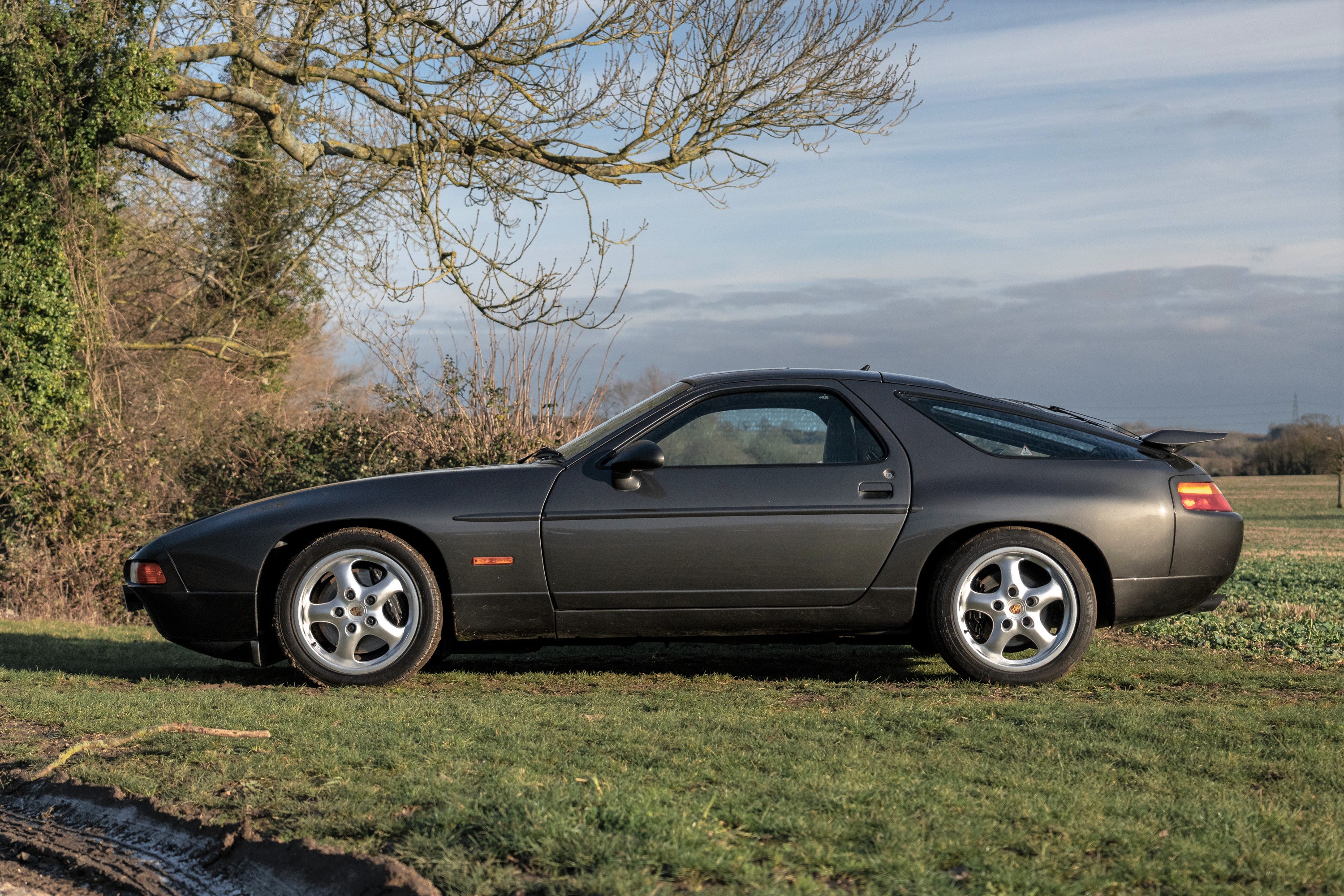 Lot 66 - 1994 Porsche 928 GTS