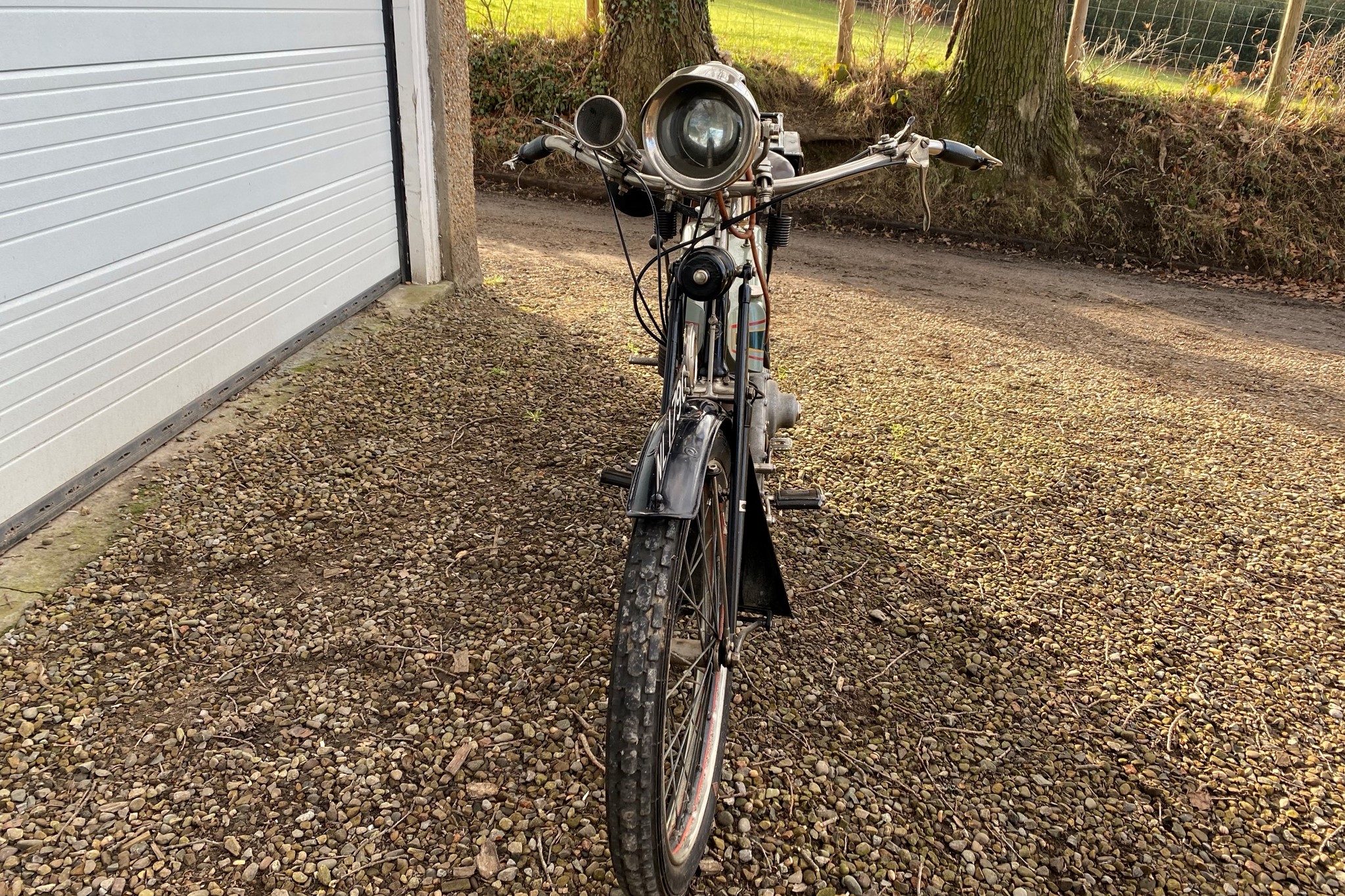 Lot 238 - 1921 Triumph 550