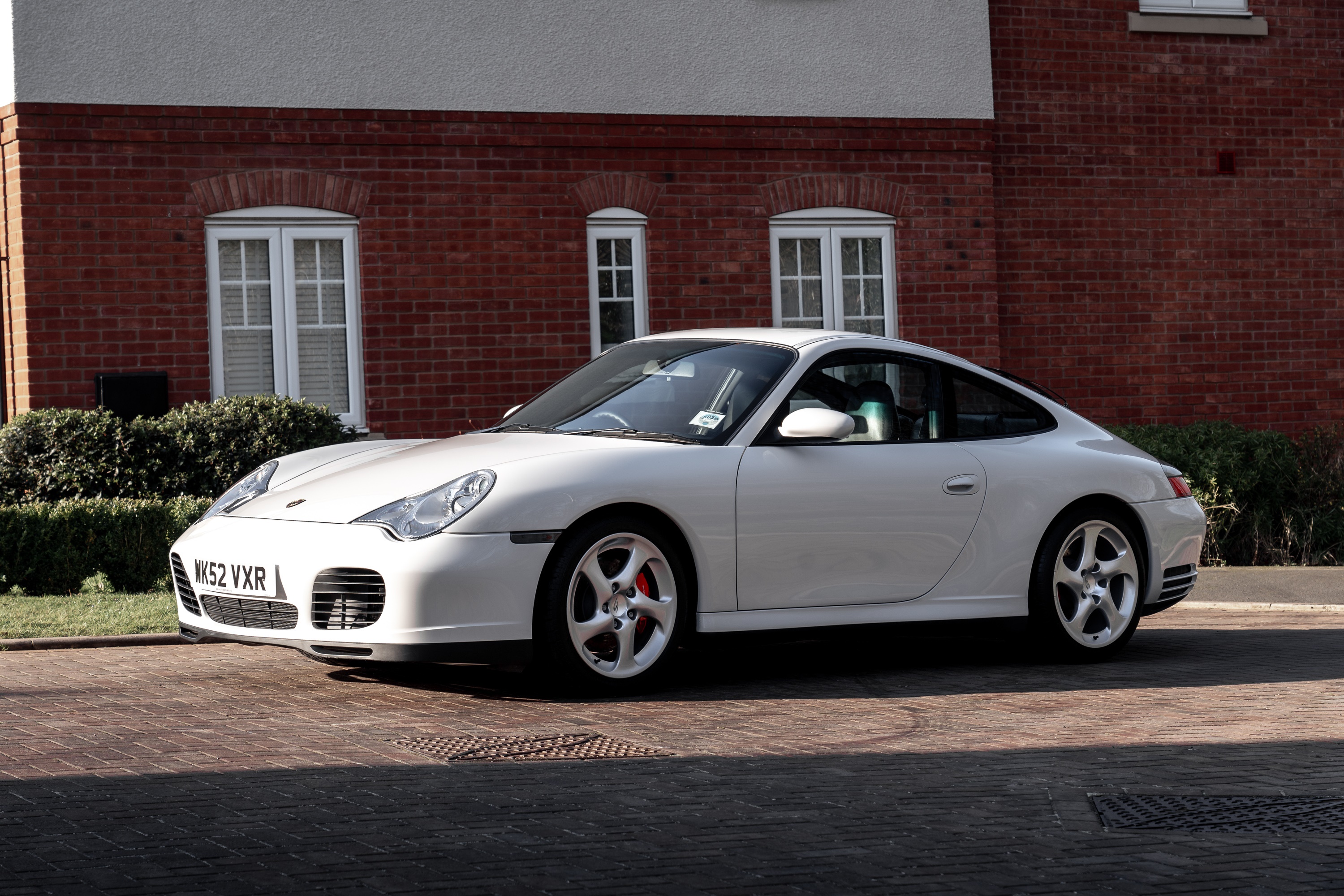 Lot 72 - 2002 Porsche 911 Carrera 4S