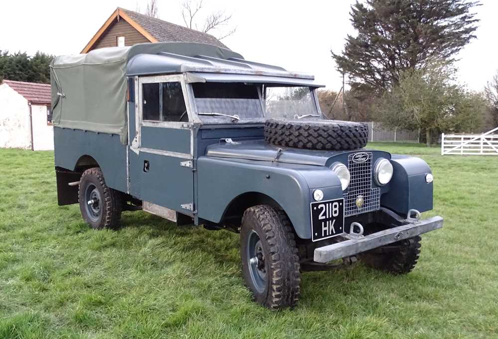 Lot 77 - 1957 Land Rover Series 1 109 De Luxe