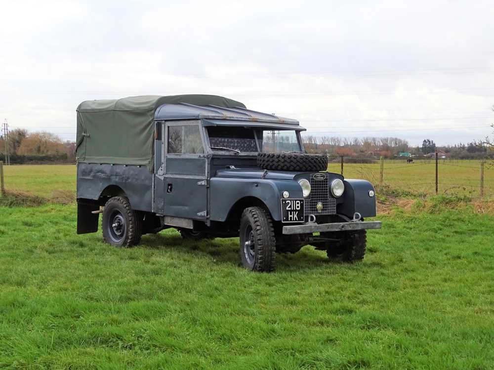 Lot 77 - 1957 Land Rover Series 1 109 De Luxe