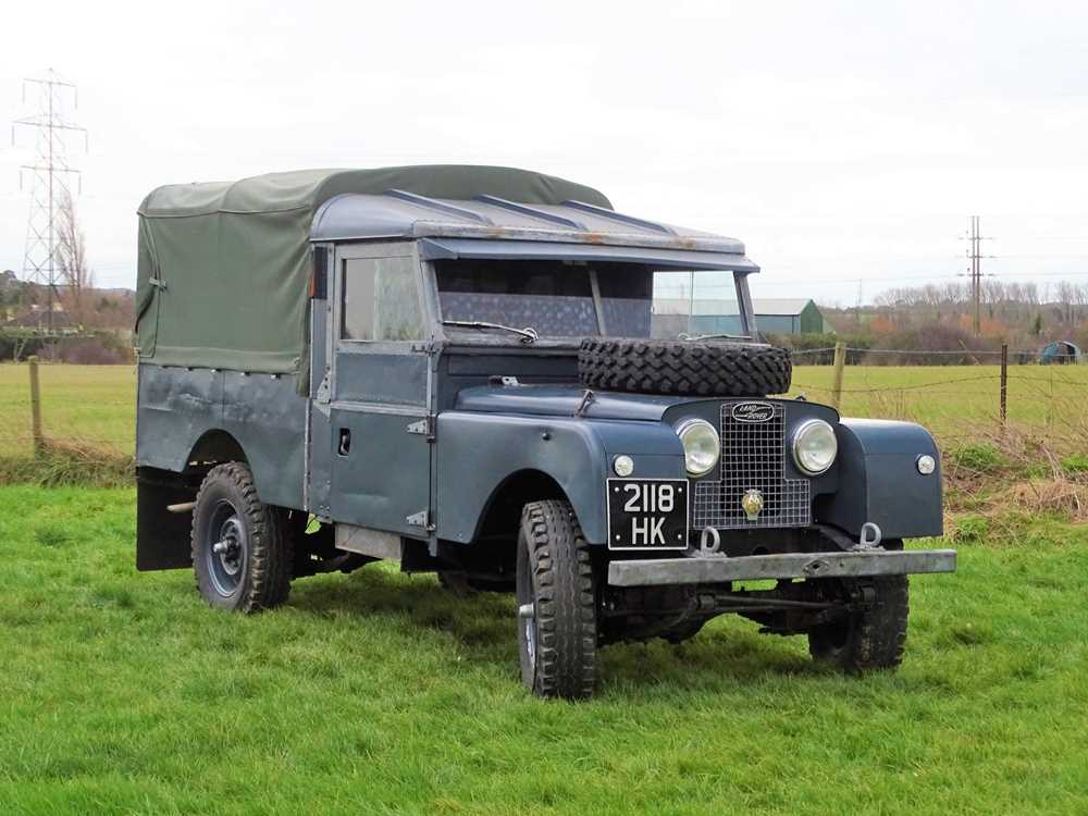 Lot 77 - 1957 Land Rover Series 1 109 De Luxe
