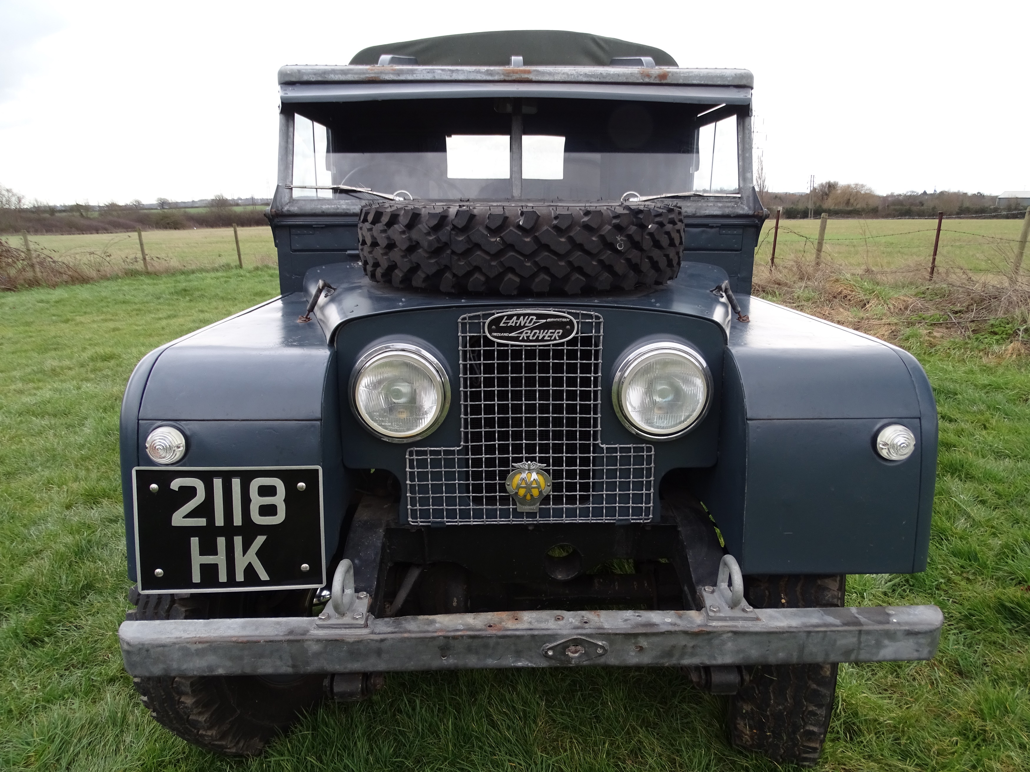 Lot 77 - 1957 Land Rover Series 1 109 De Luxe