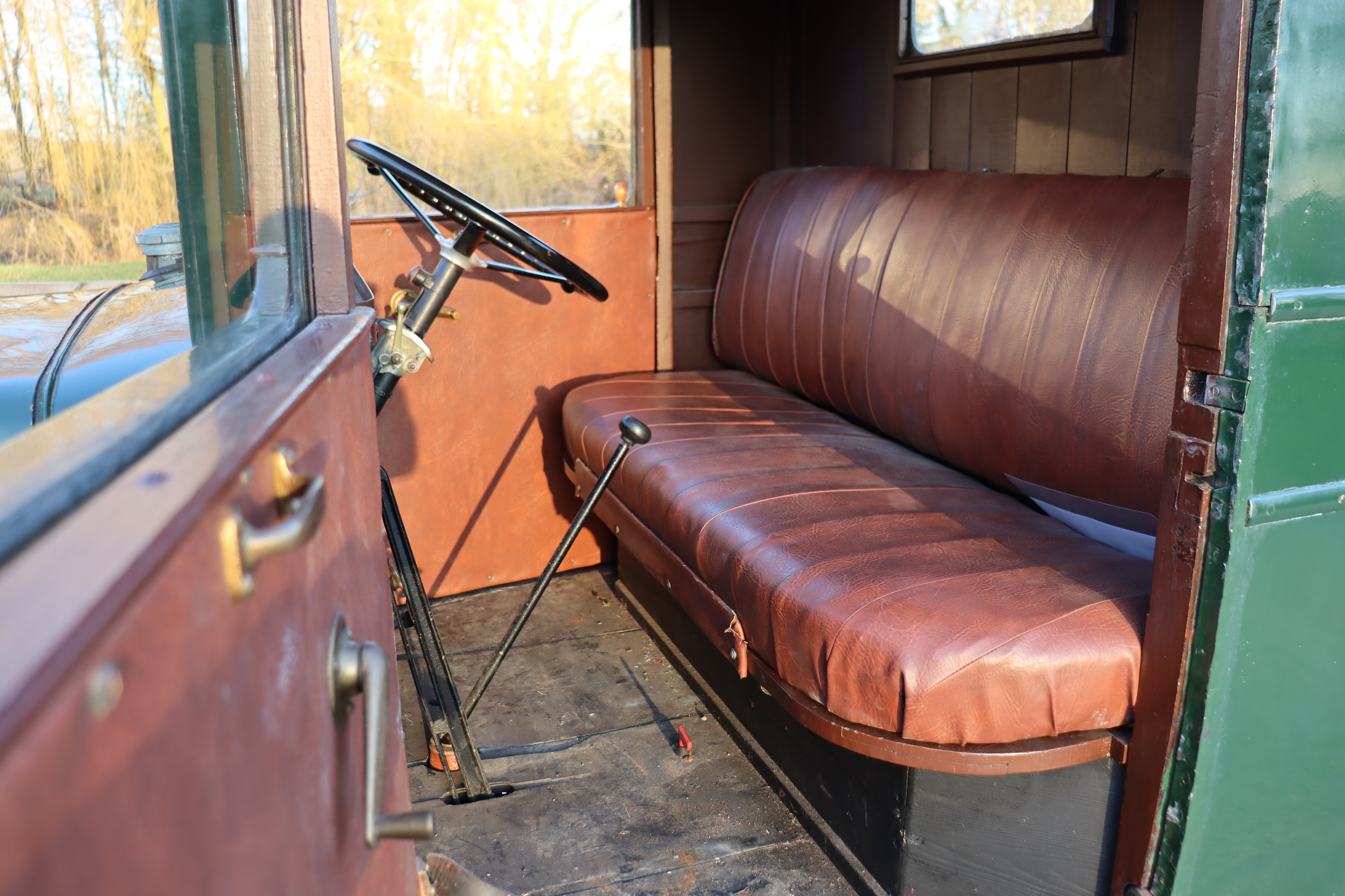 Lot 31 - 1929 Morris-Commercial 25cwt 'R-Type' Truck