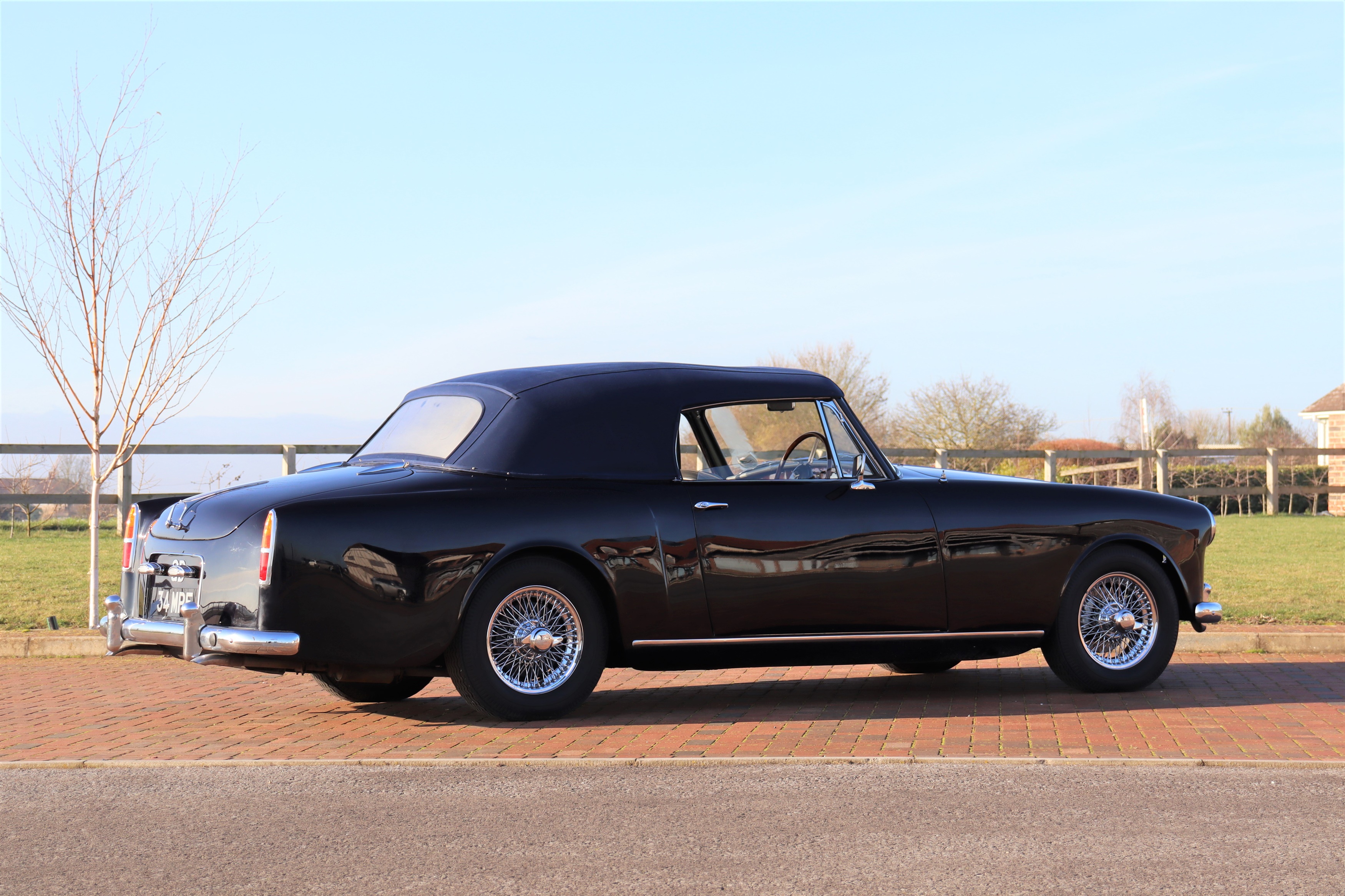 Lot 87 - 1959 Alvis TD21 Drophead Coupé