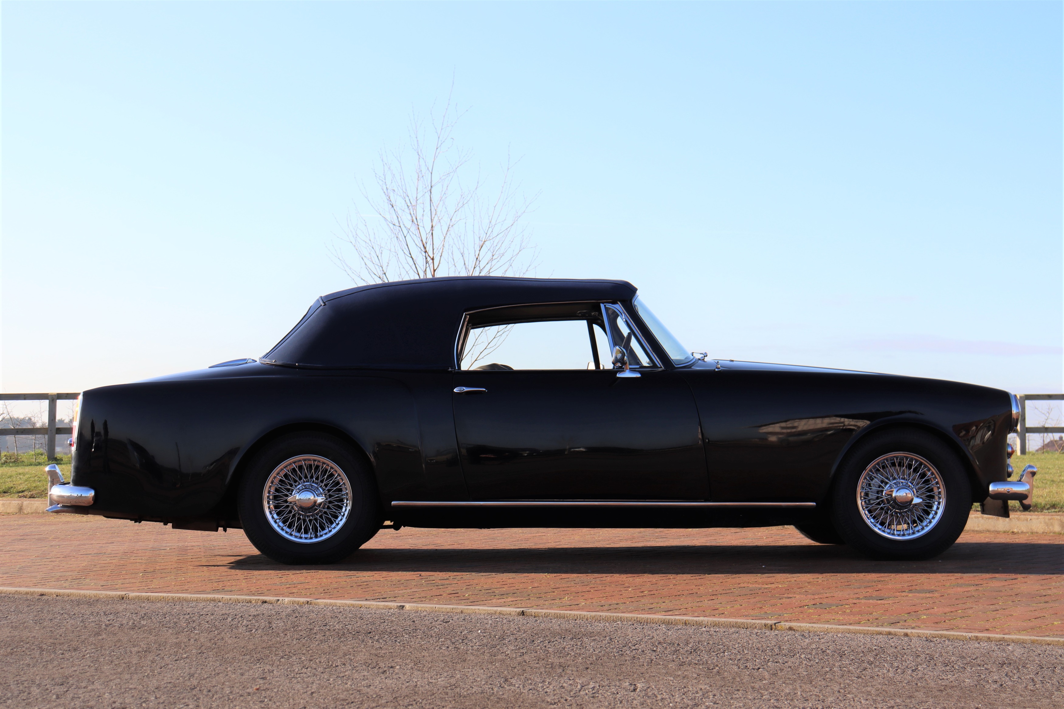 Lot 87 - 1959 Alvis TD21 Drophead Coupé
