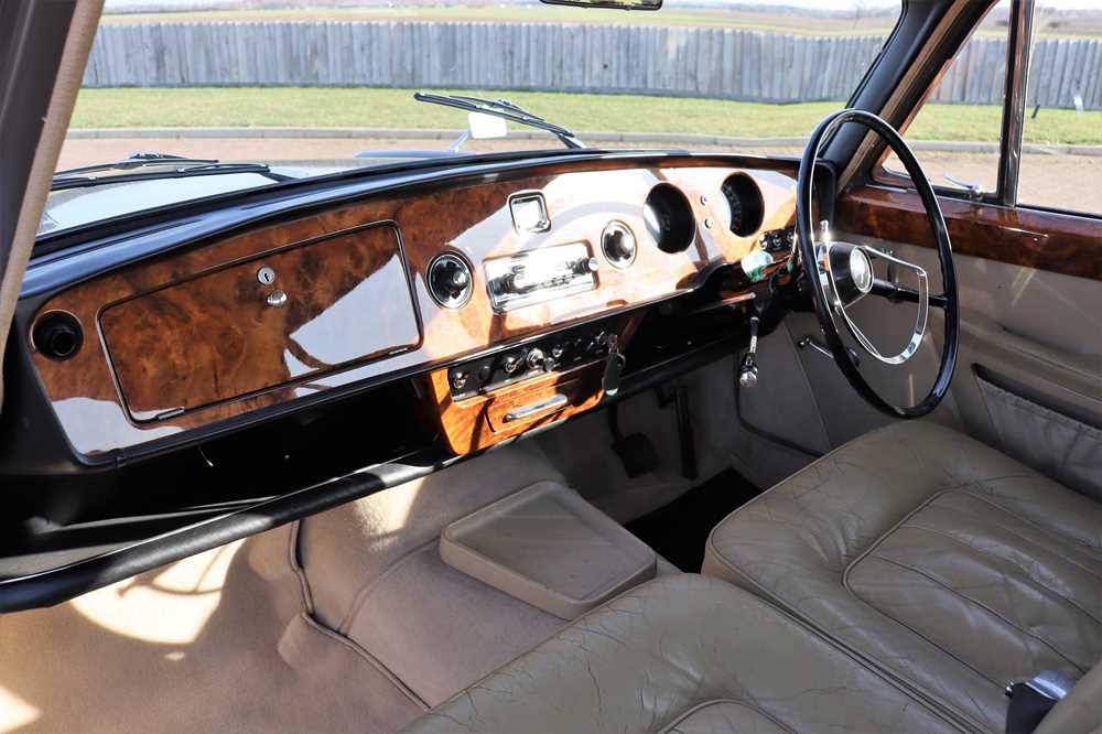 Lot 33 - 1966 Vanden Plas Princess 4-Litre R