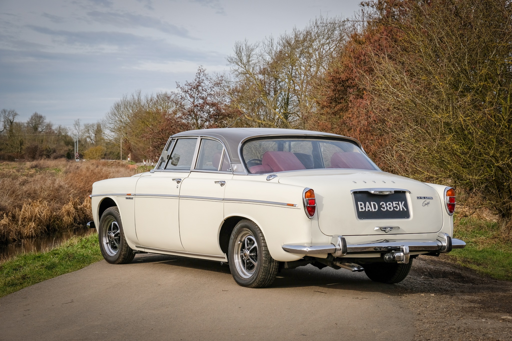 Lot 4 - 1972 Rover P5 B Coupe