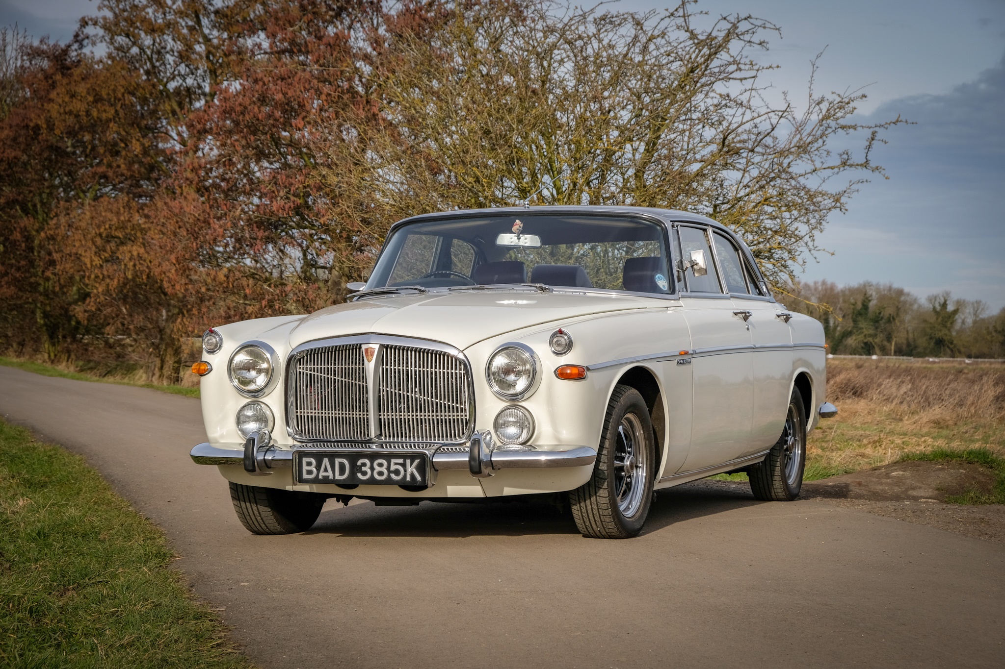 Lot 4 - 1972 Rover P5 B Coupe