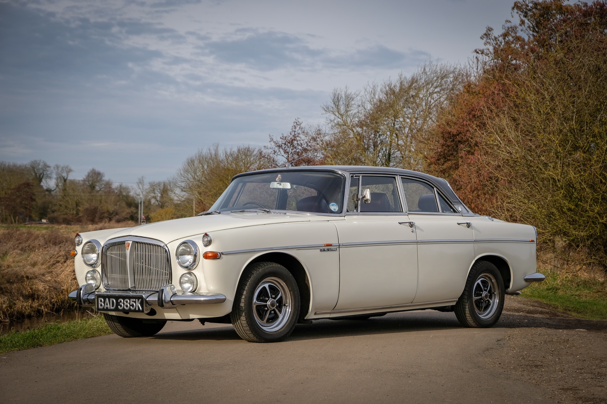 Lot 4 - 1972 Rover P5 B Coupe