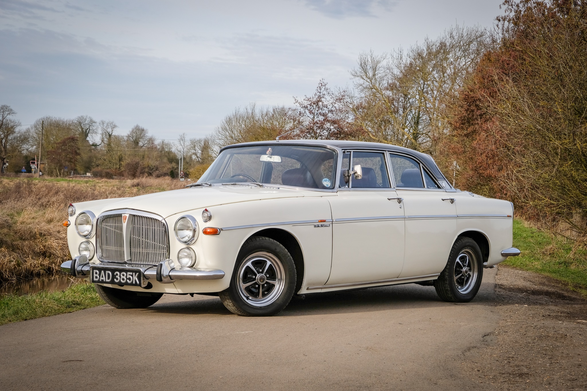 Lot 4 - 1972 Rover P5 B Coupe