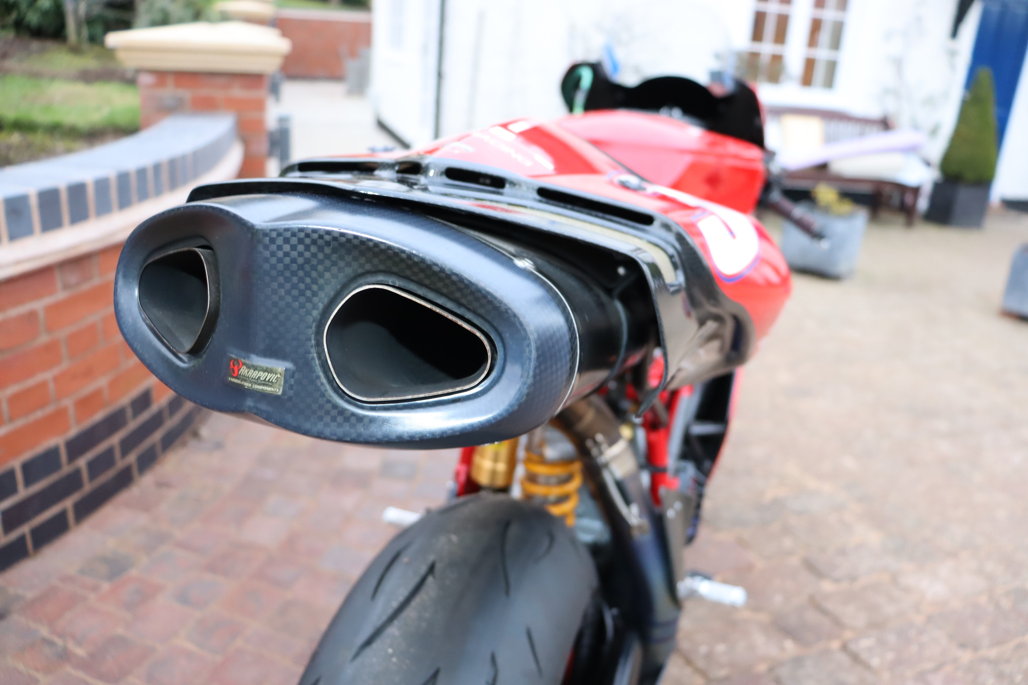 Lot 264 - c.2006 Ducati 749R Race Bike