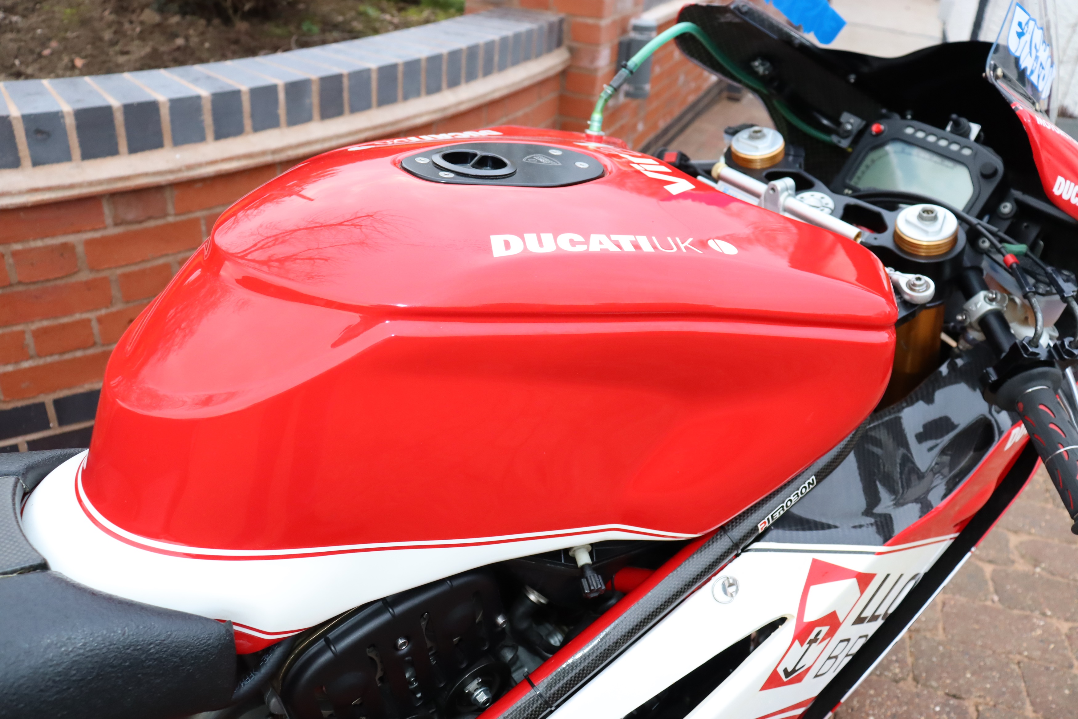 Lot 264 - c.2006 Ducati 749R Race Bike