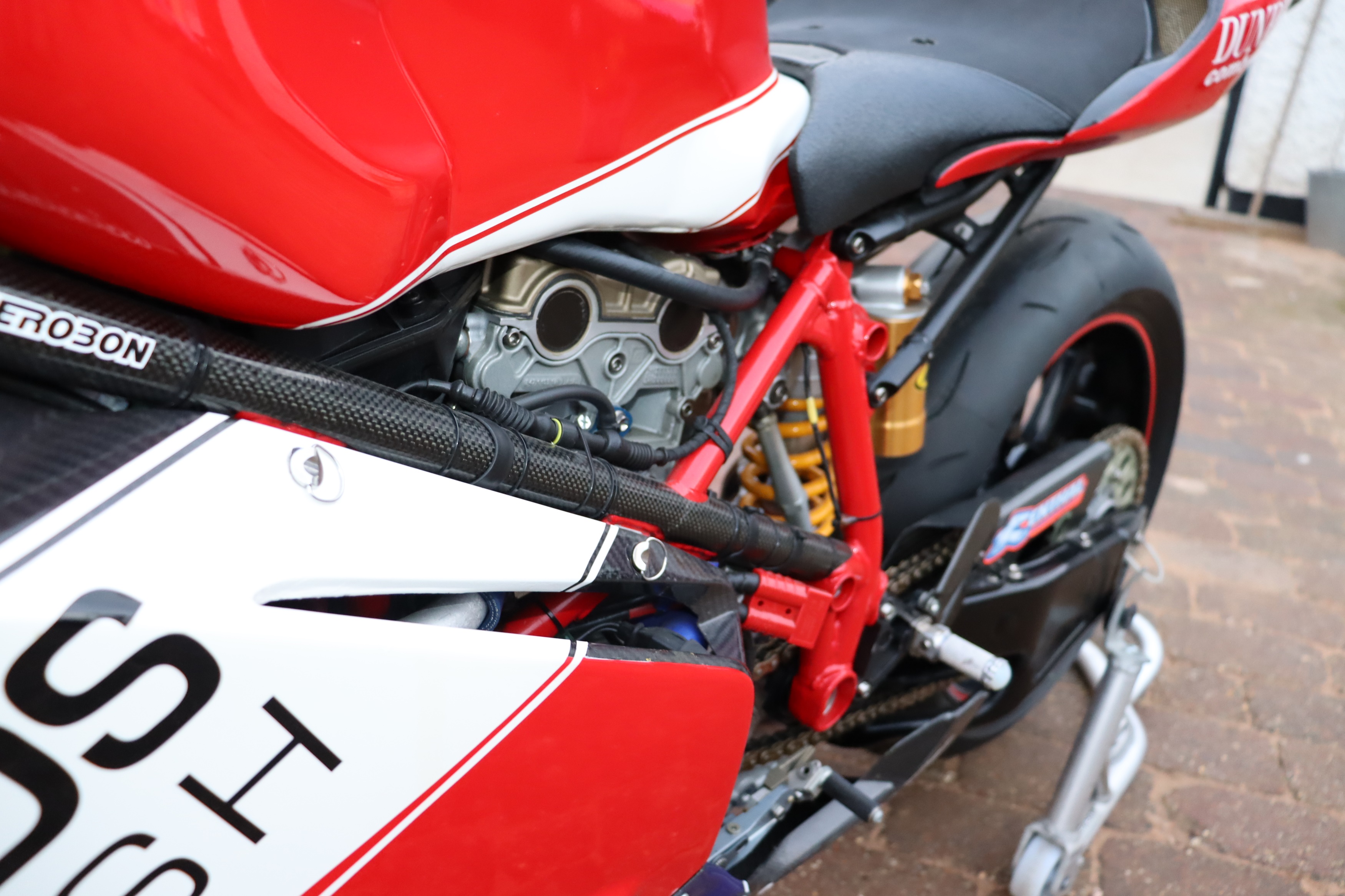 Lot 264 - c.2006 Ducati 749R Race Bike