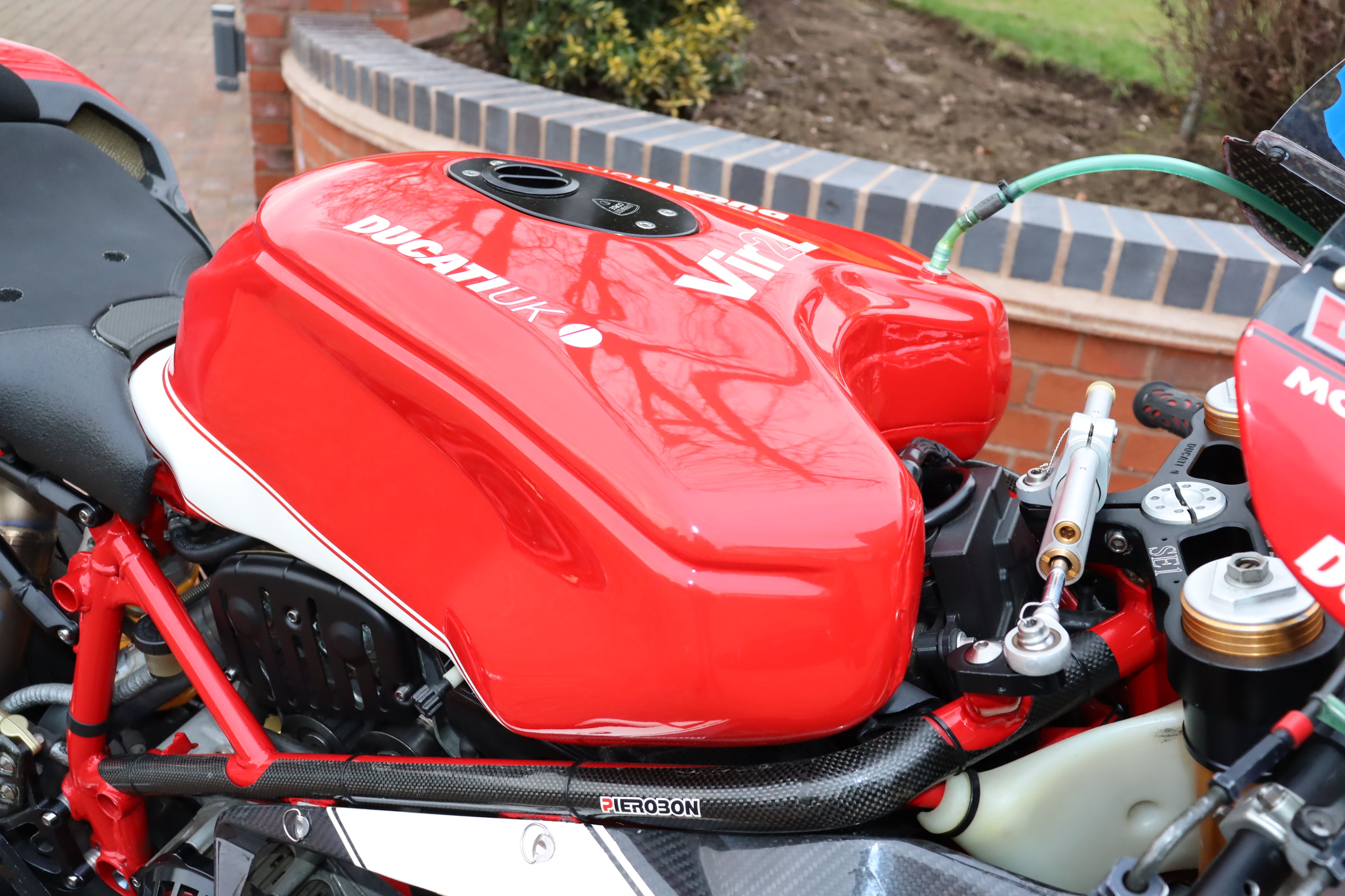 Lot 264 - c.2006 Ducati 749R Race Bike