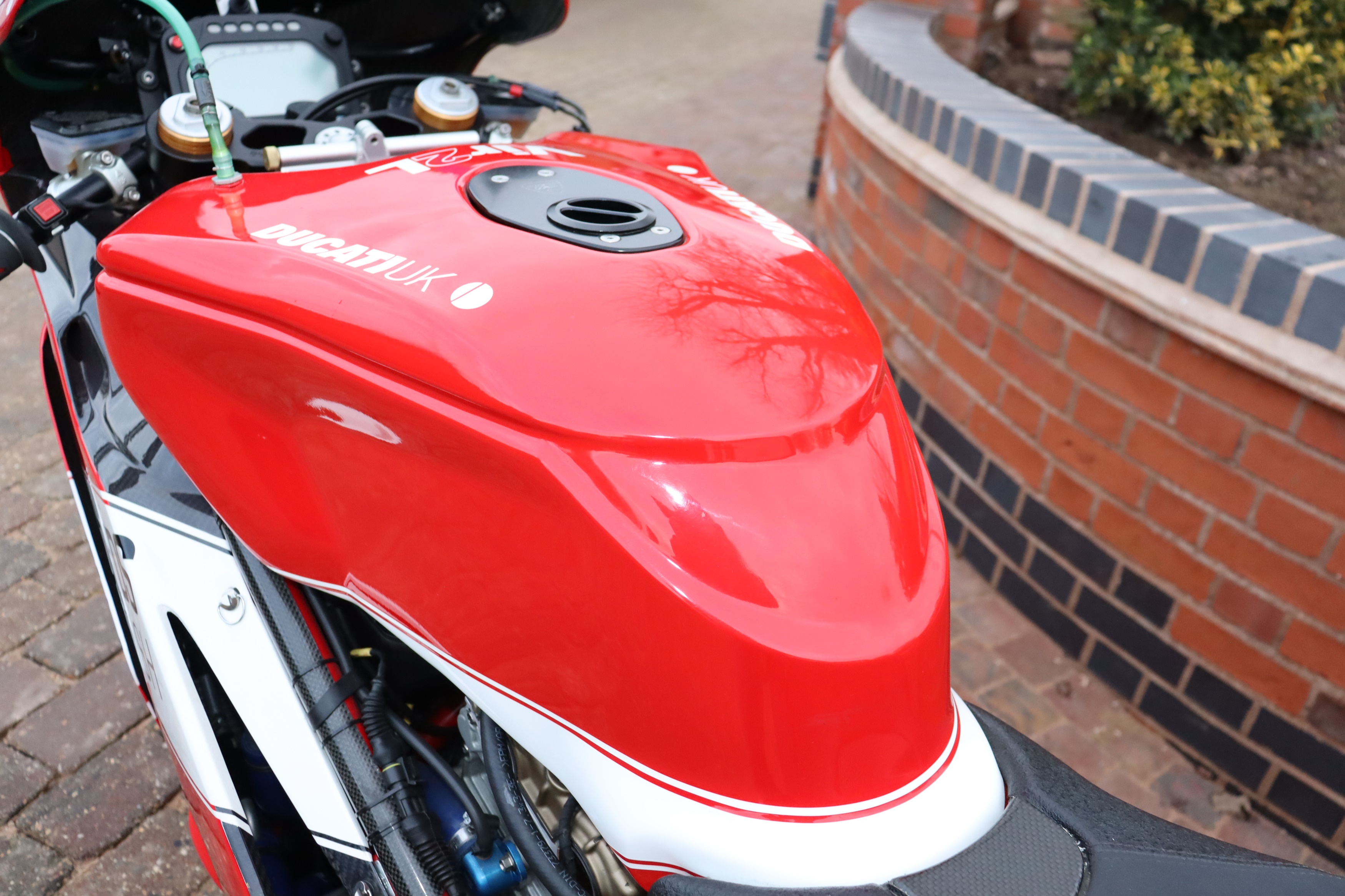 Lot 264 - c.2006 Ducati 749R Race Bike