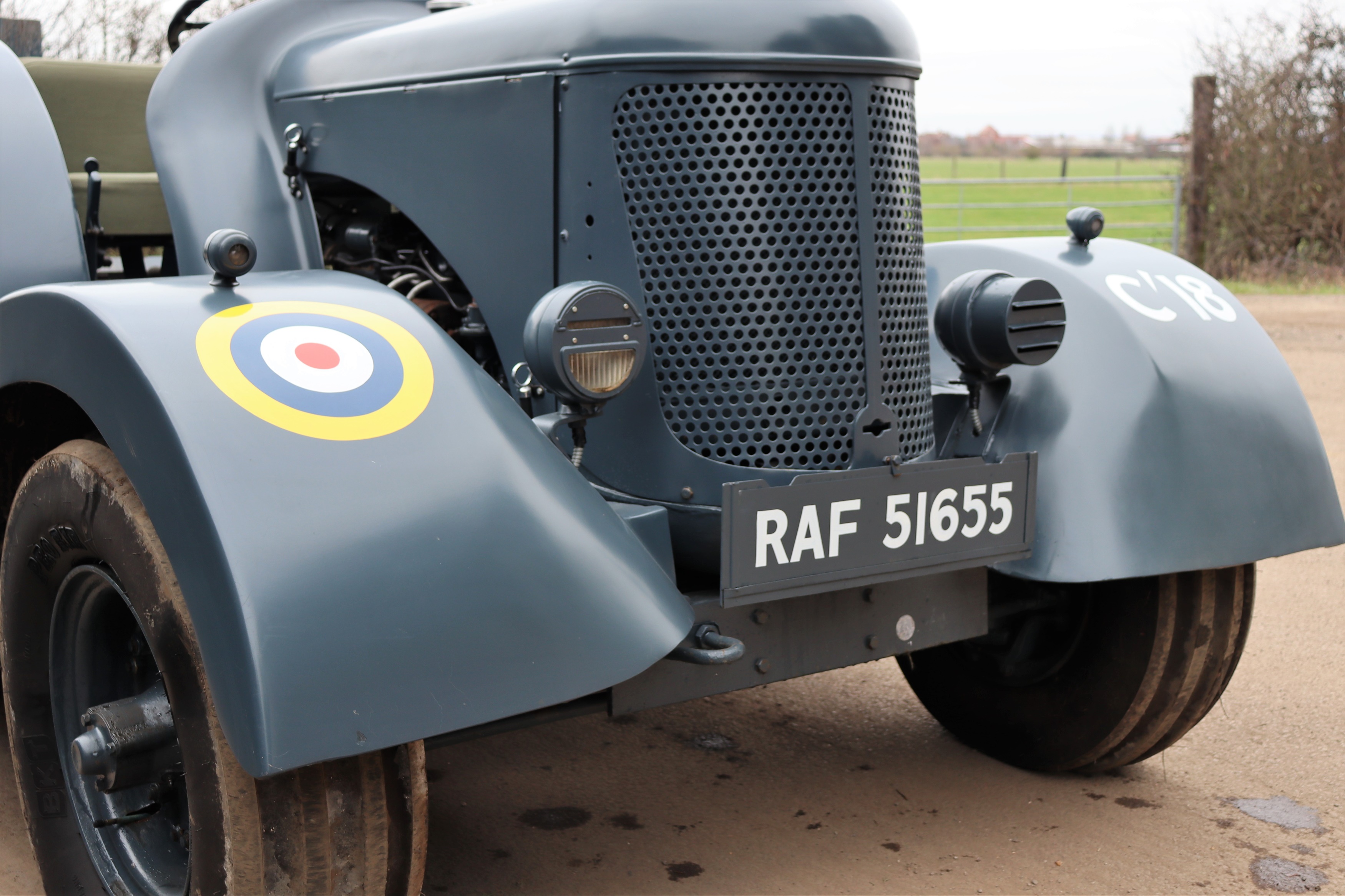 Lot 93 - 1941 David Brown VIG1/100 Tug