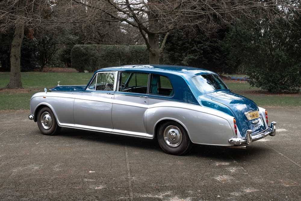 Lot 13 - 1975 Rolls-Royce Phantom VI