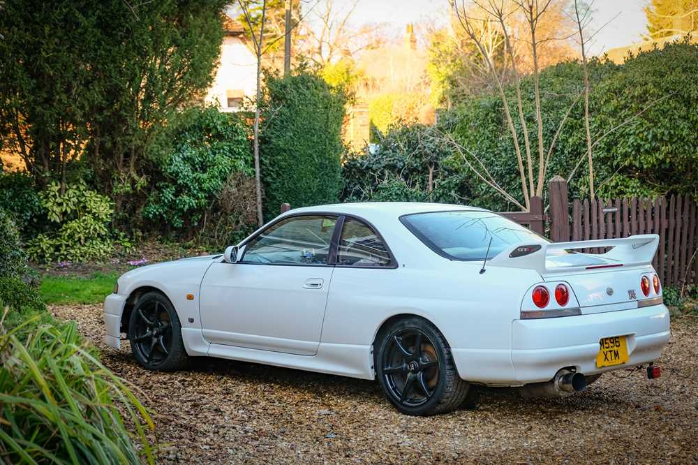 Lot 64 - 1995 Nissan Skyline R33 GT-R V-Spec