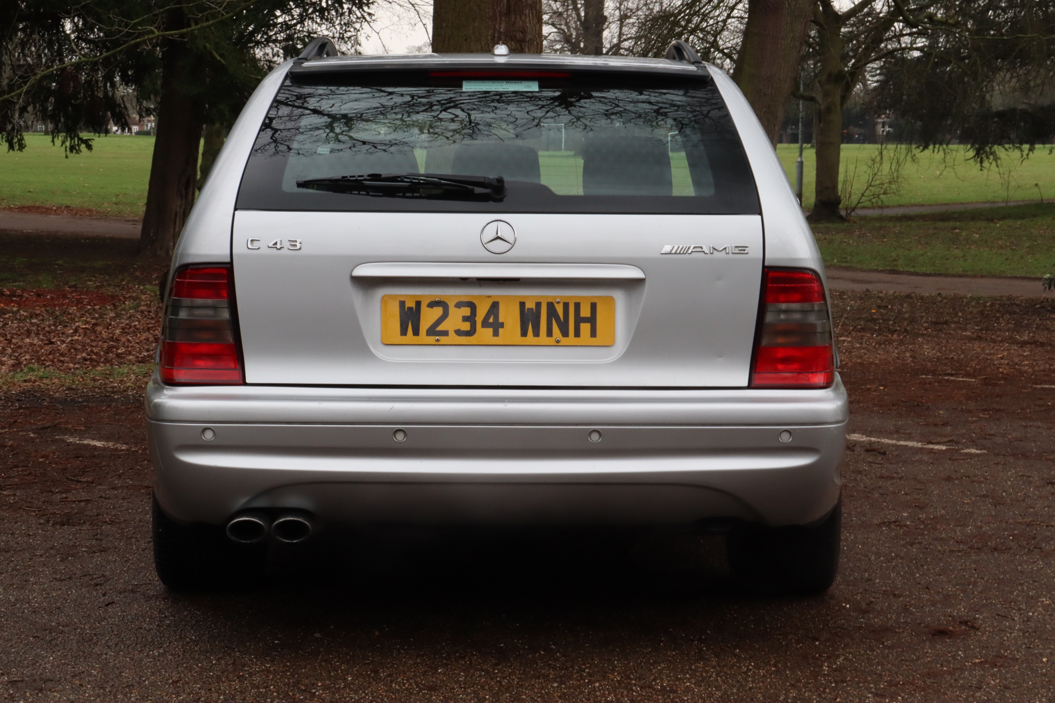 Lot 60 - 2000 Mercedes-Benz C43 AMG Estate