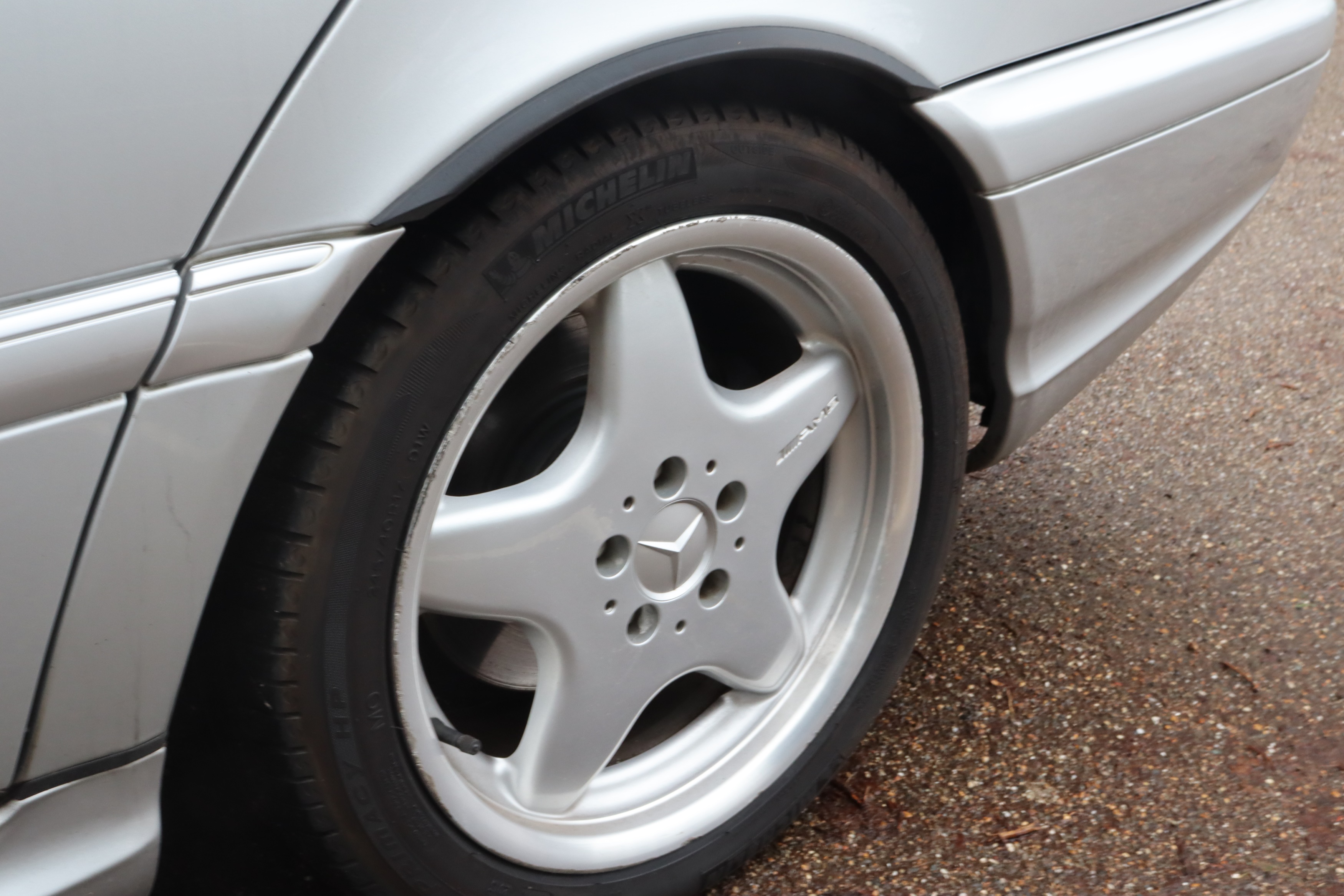 Lot 60 - 2000 Mercedes-Benz C43 AMG Estate