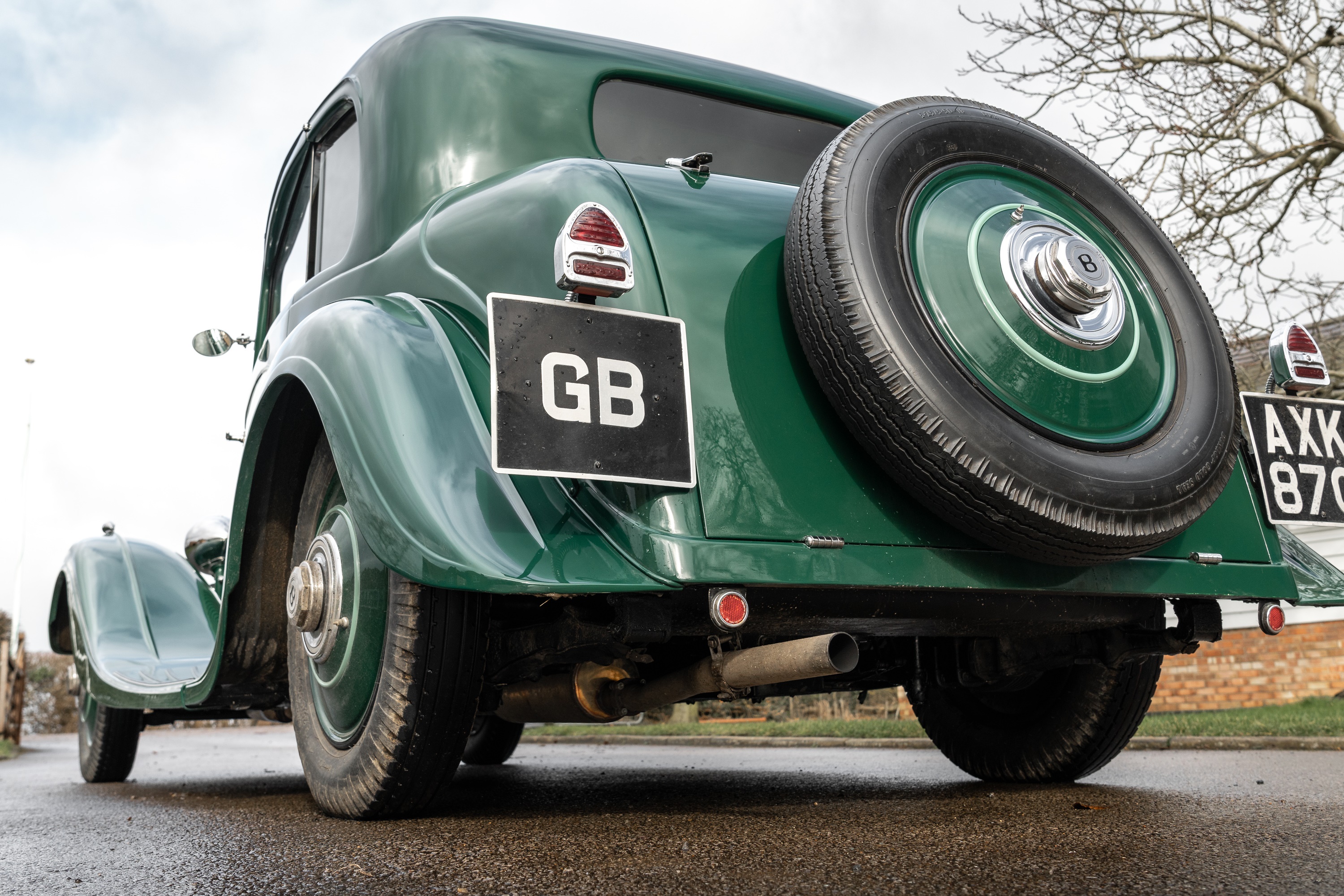 Lot 85 - 1933 Bentley 3.5 Litre Pillarless Coupe