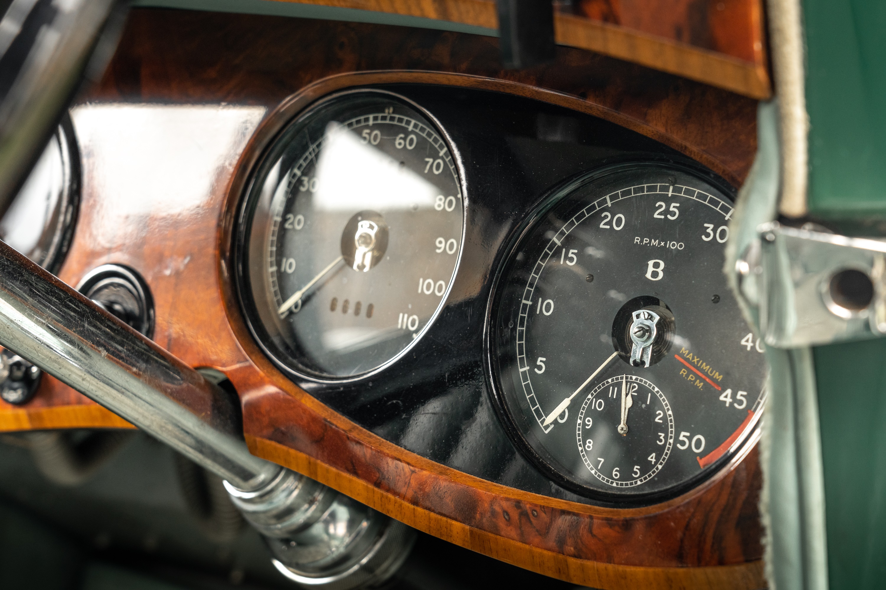 Lot 85 - 1933 Bentley 3.5 Litre Pillarless Coupe