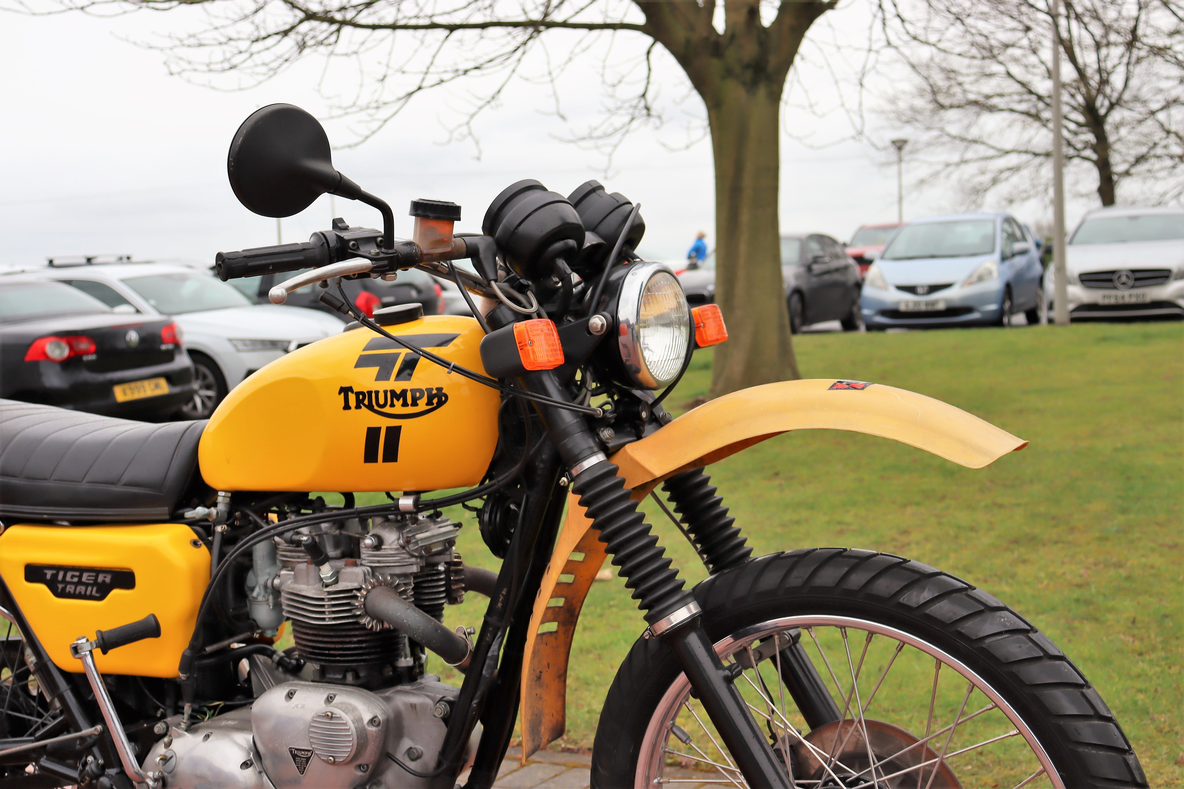 Lot 361 - 1984 Triumph 750 Tiger Trail