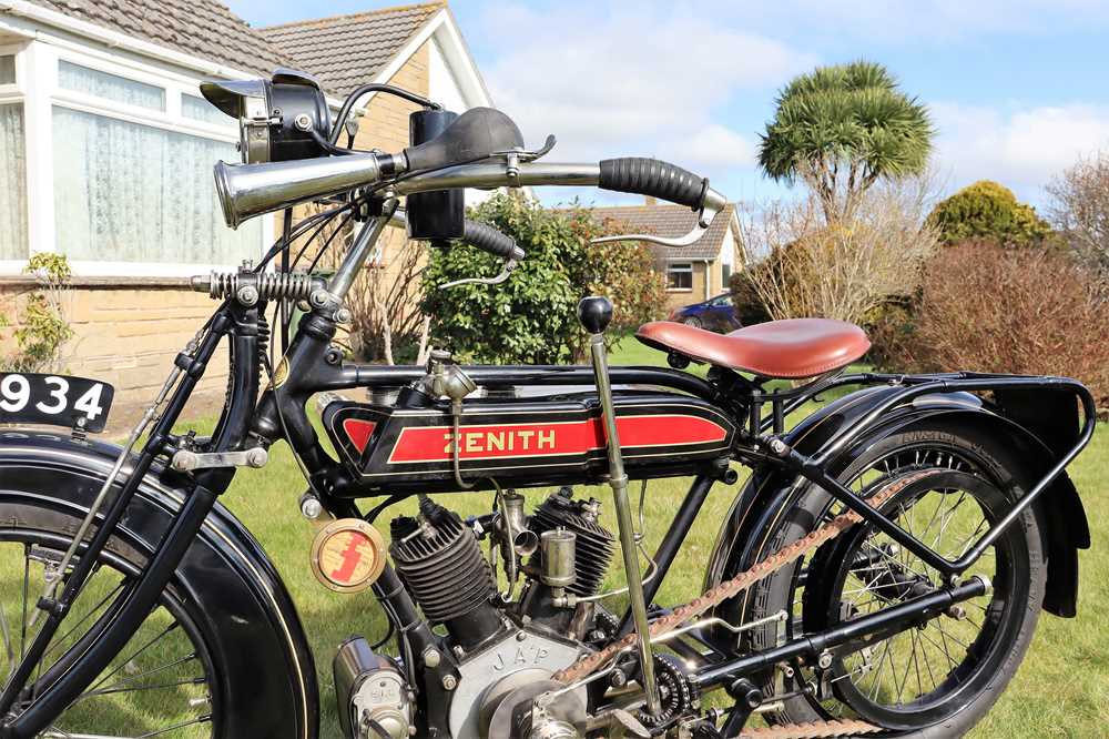 Lot 280 - 1920 Zenith Model C Gradua