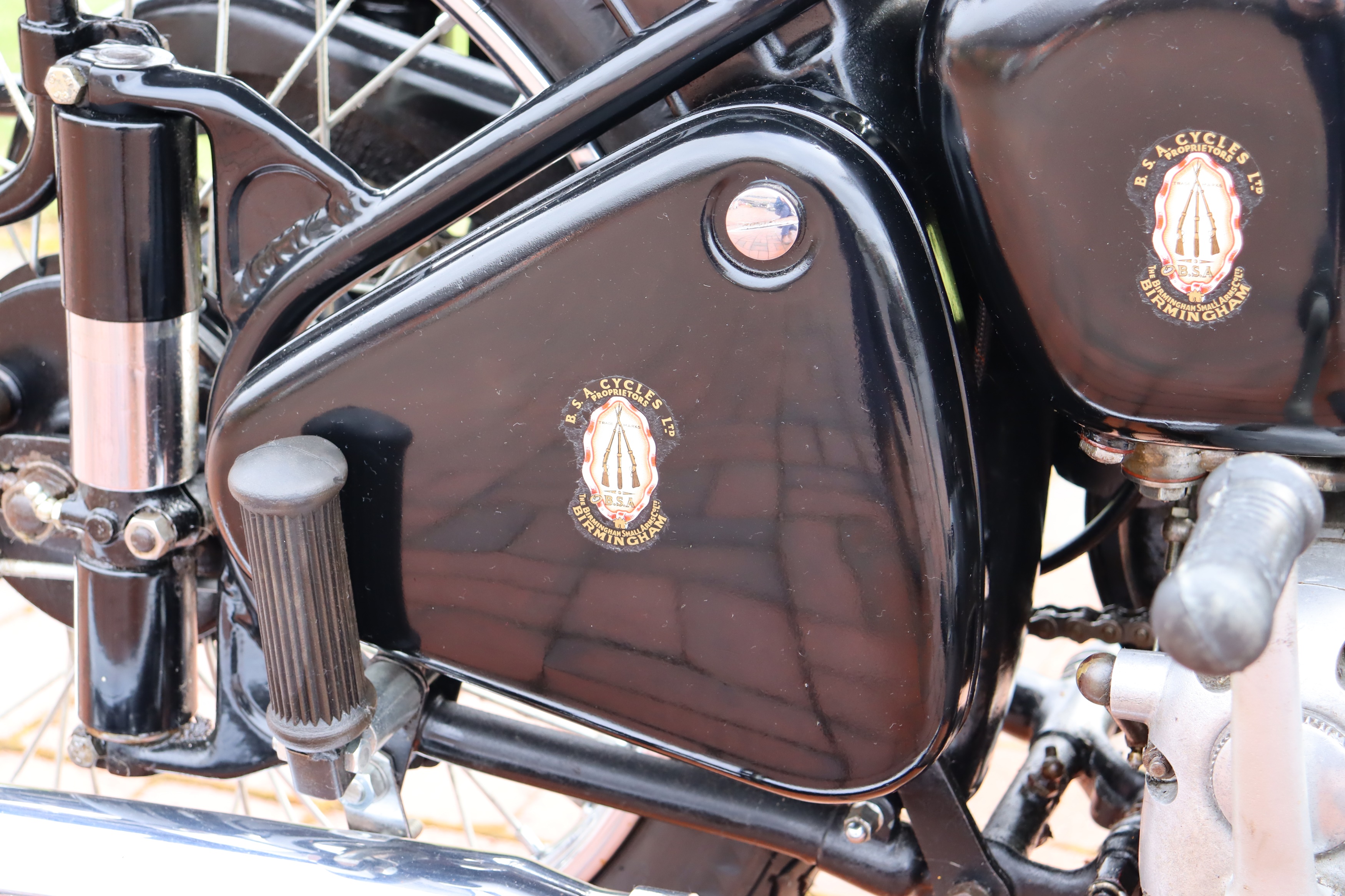 Lot 201 - 1952 BSA C10