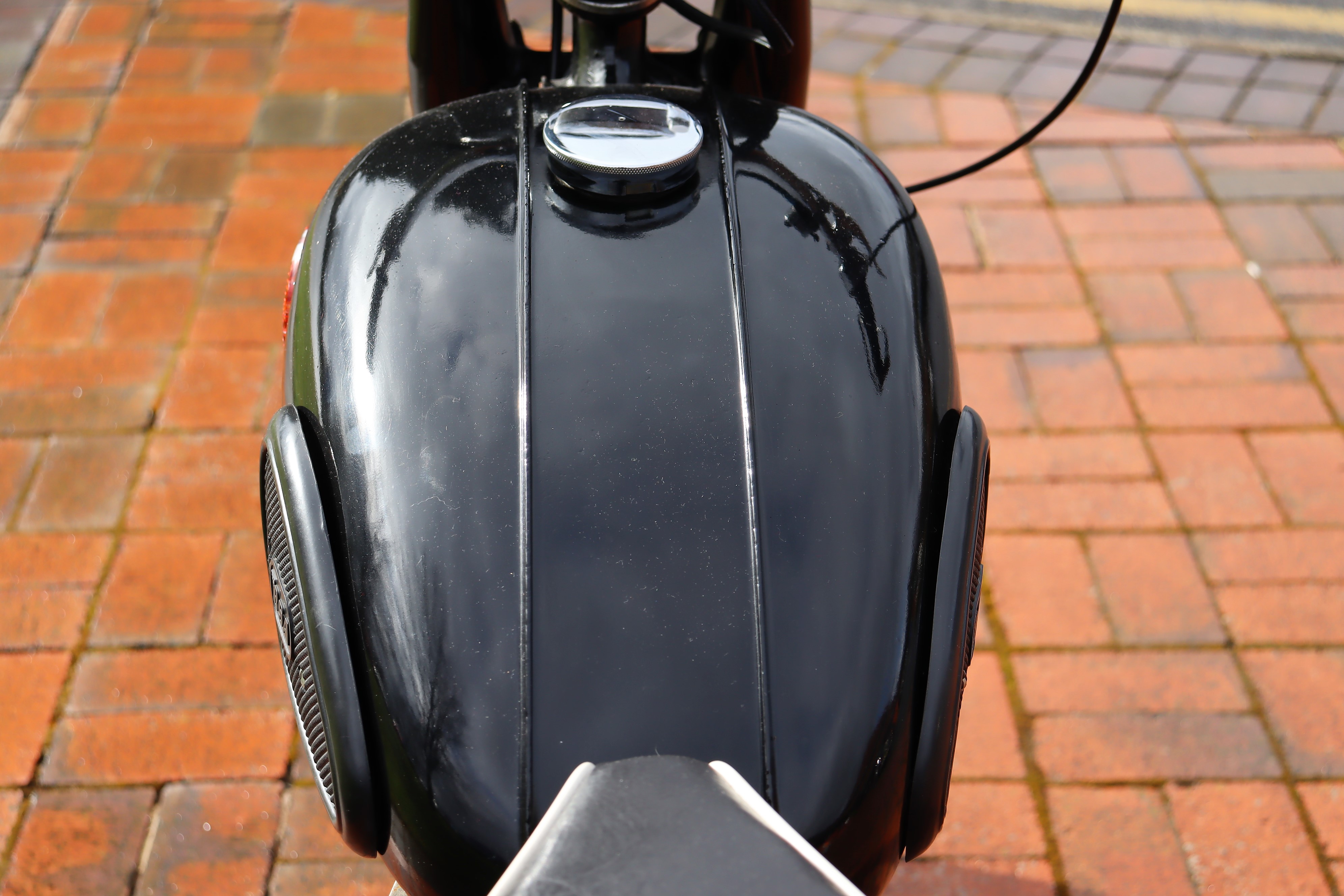 Lot 201 - 1952 BSA C10