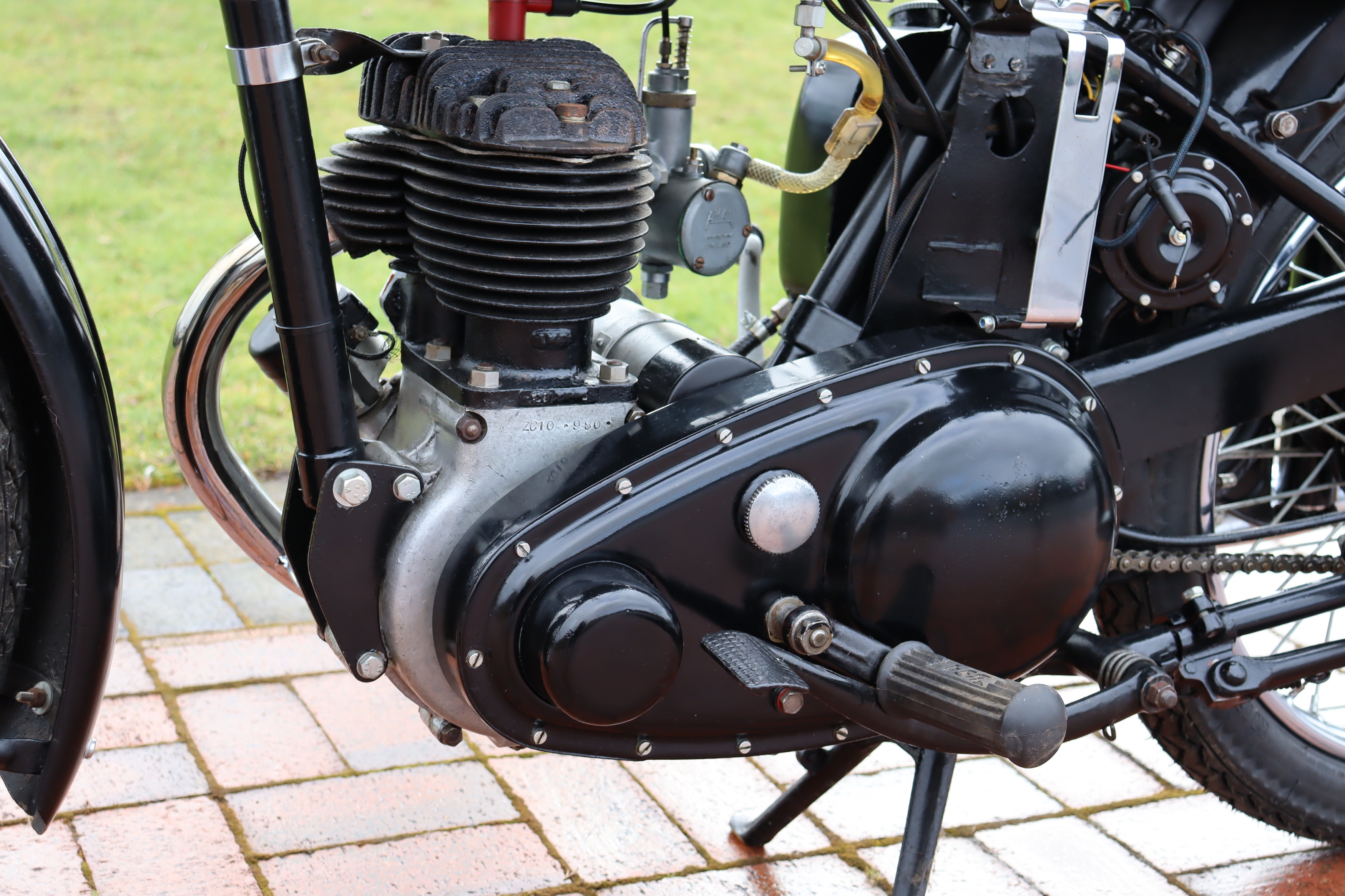 Lot 201 - 1952 BSA C10