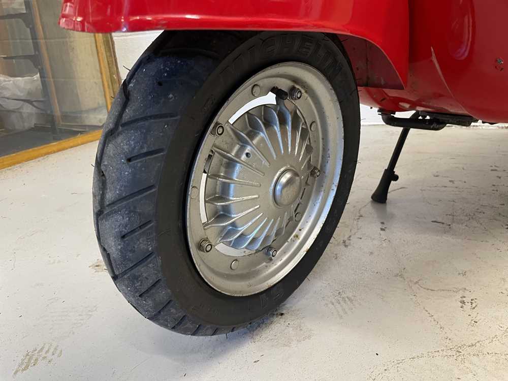 Lot 109 - 1970 Vespa SS90 Super Sprint