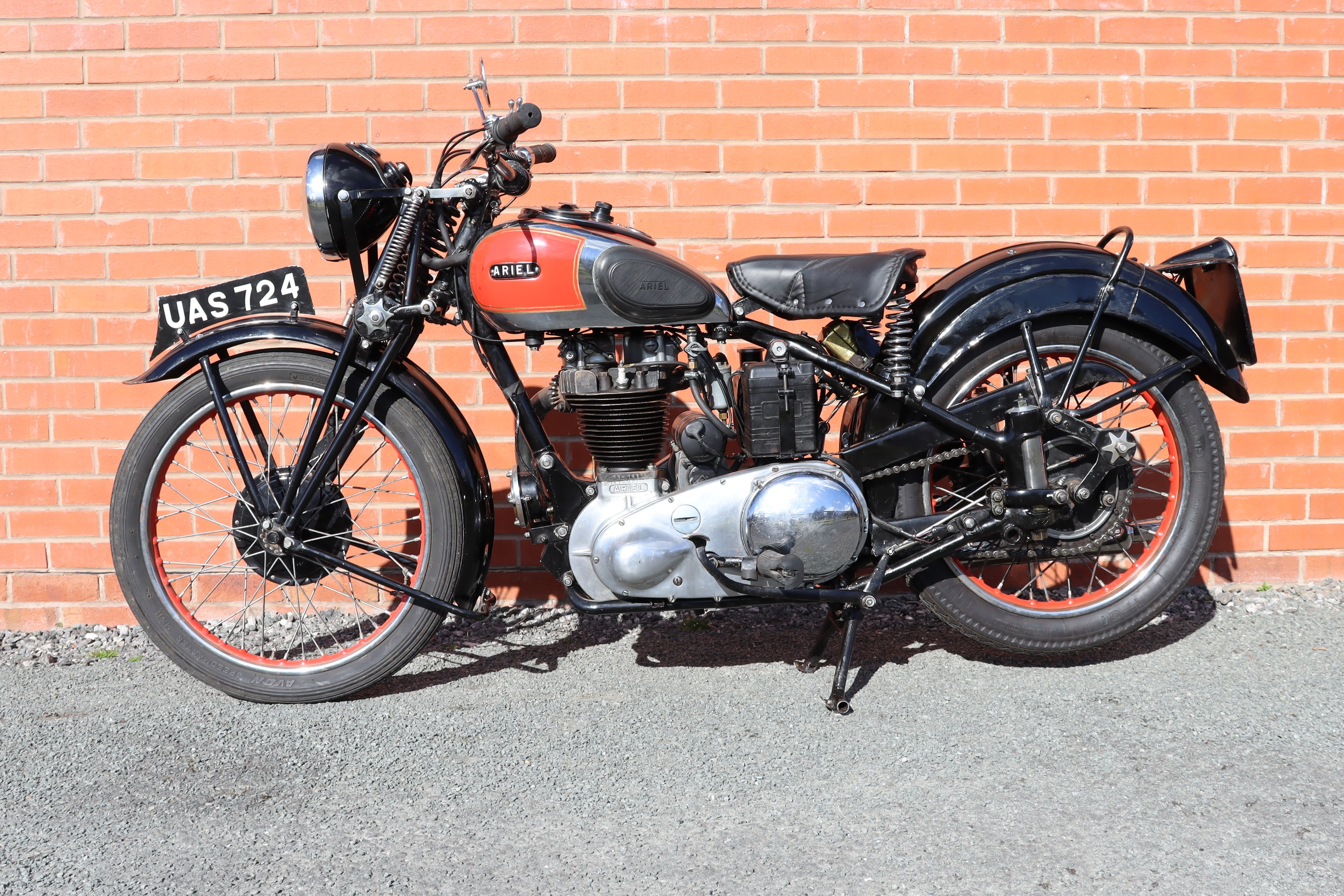 Lot 222 - 1938 Ariel Red Hunter 350