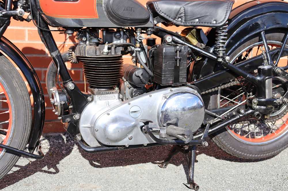 Lot 222 - 1938 Ariel Red Hunter 350
