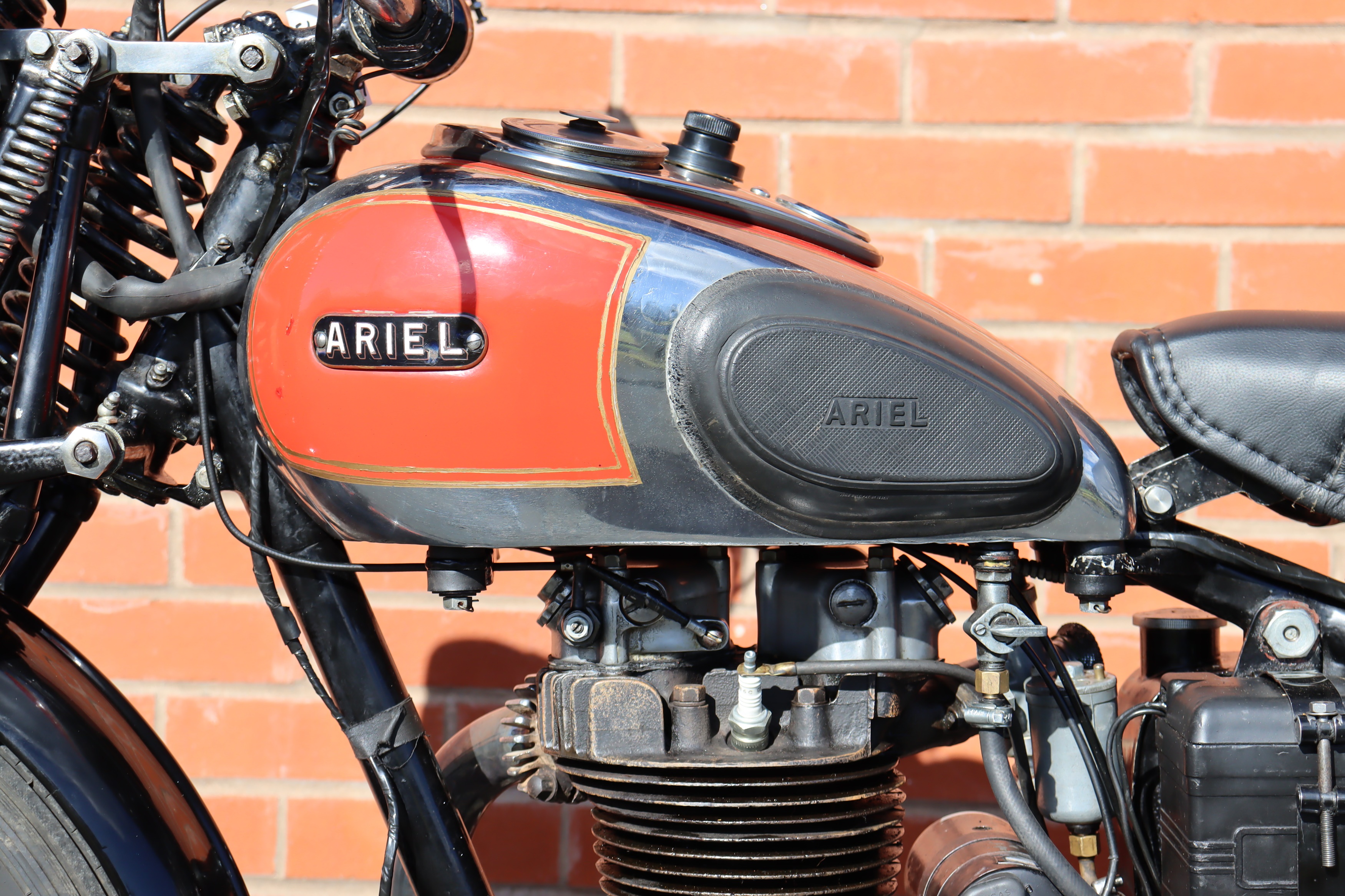 Lot 222 - 1938 Ariel Red Hunter 350