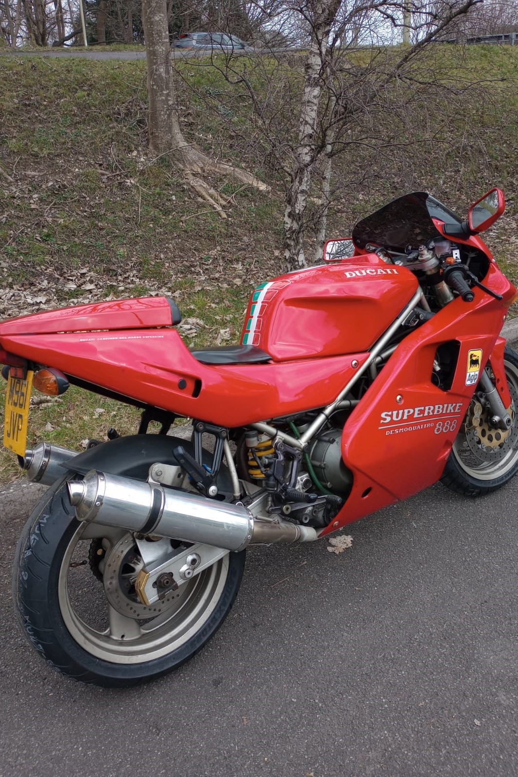Lot 297 - 1994 Ducati 888 Strada