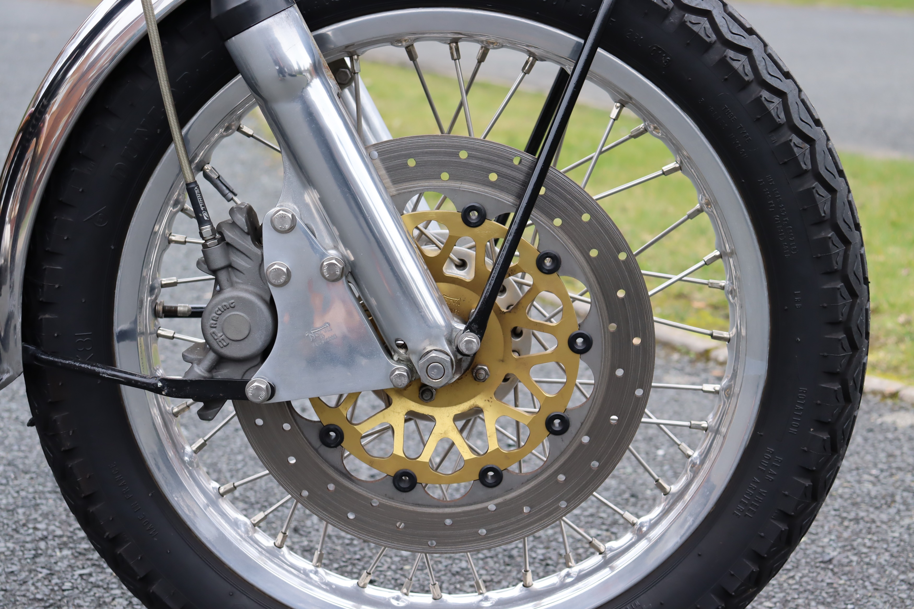 Lot 211 - 1974 Norton Commando 850