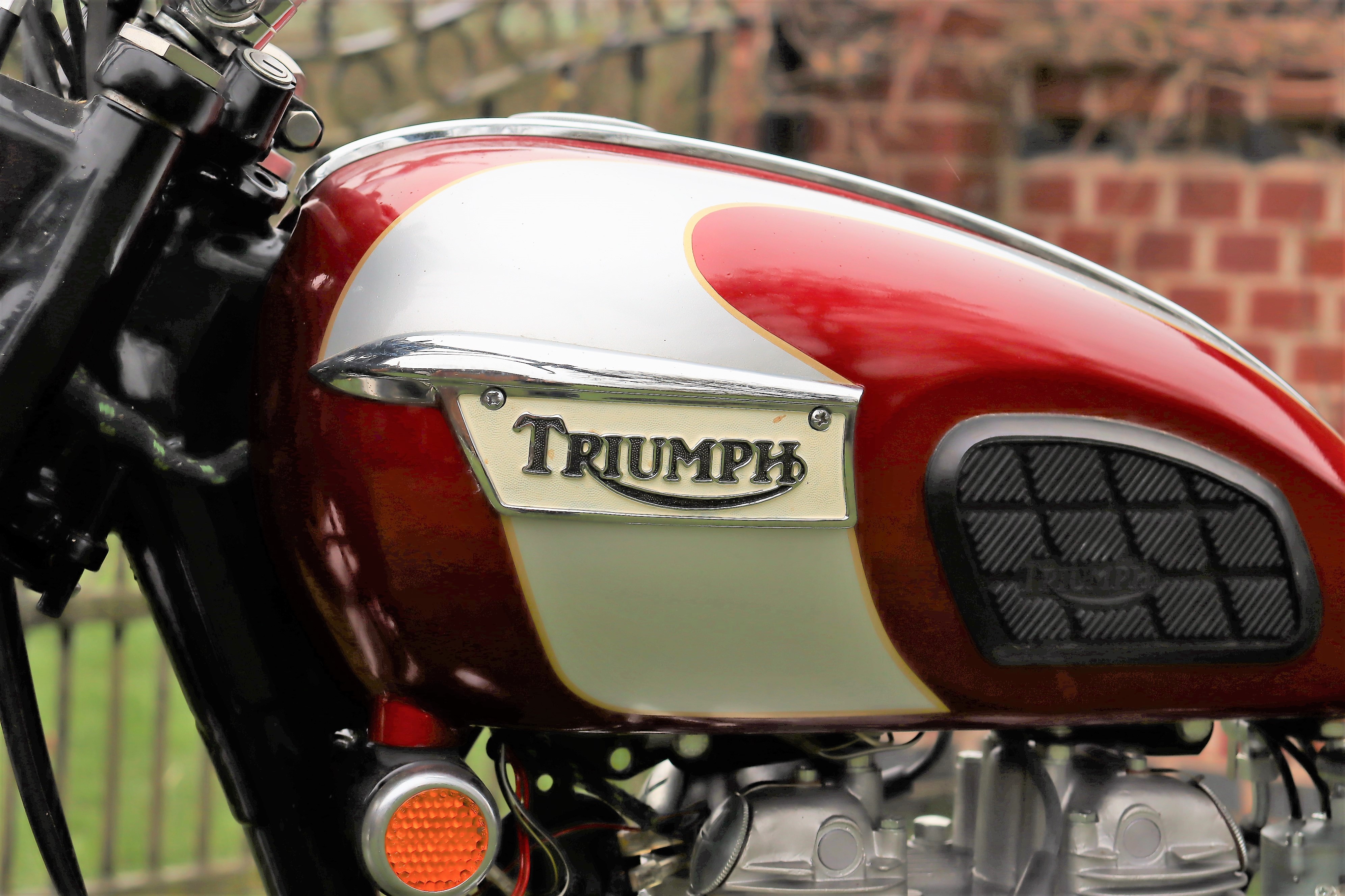 Lot 368 - 1971 Triumph TR6P Trophy