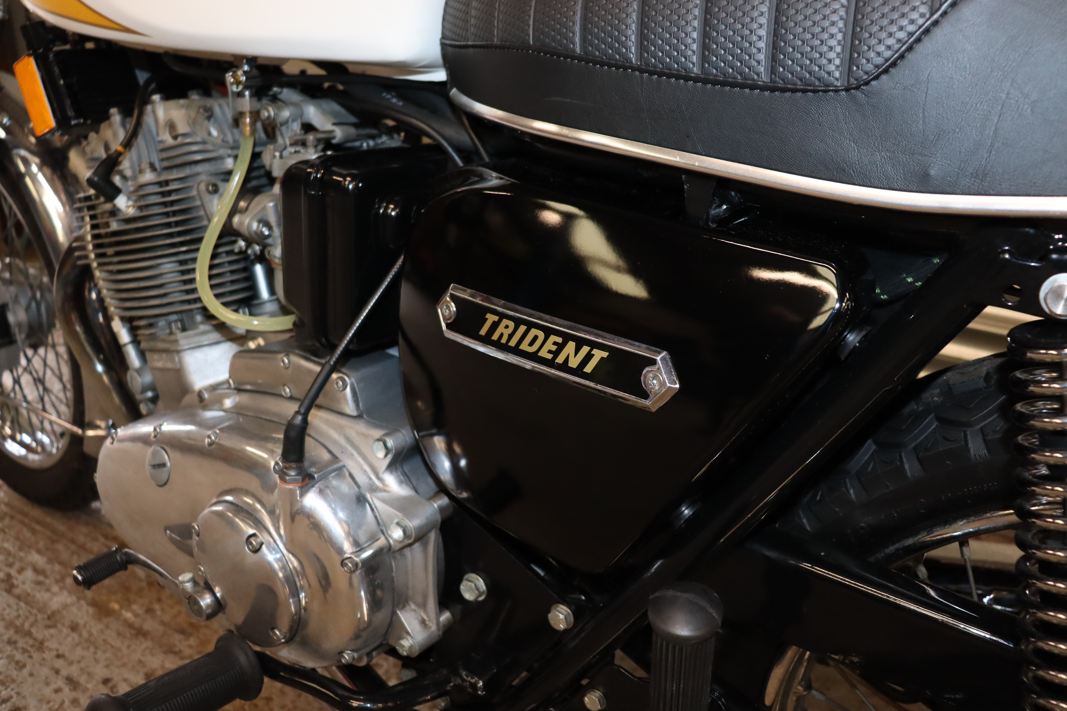 Lot 338 - 1975 Triumph T160