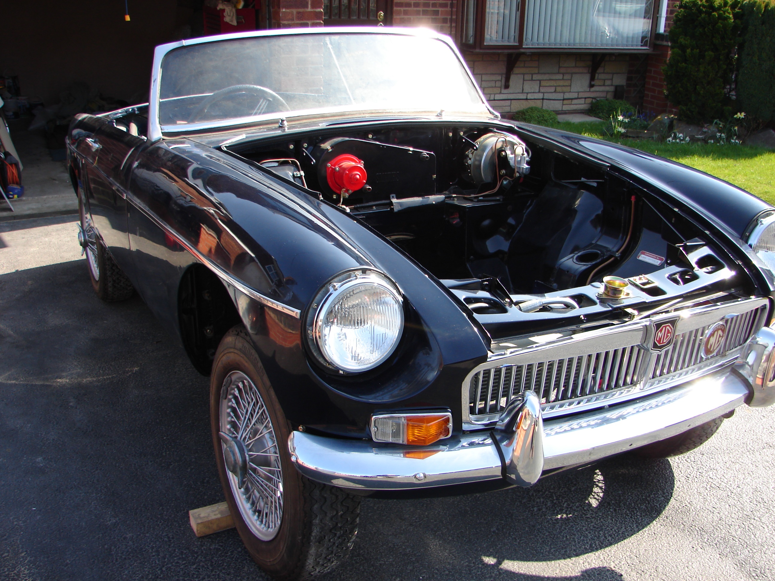 Lot 36 - 1968 MG C Roadster
