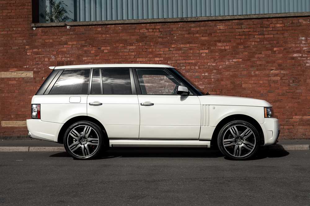 Lot 18 - 2010 Range Rover Vogue Overfinch Holland