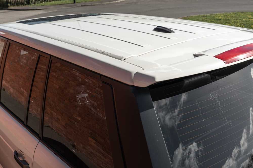 Lot 18 - 2010 Range Rover Vogue Overfinch Holland