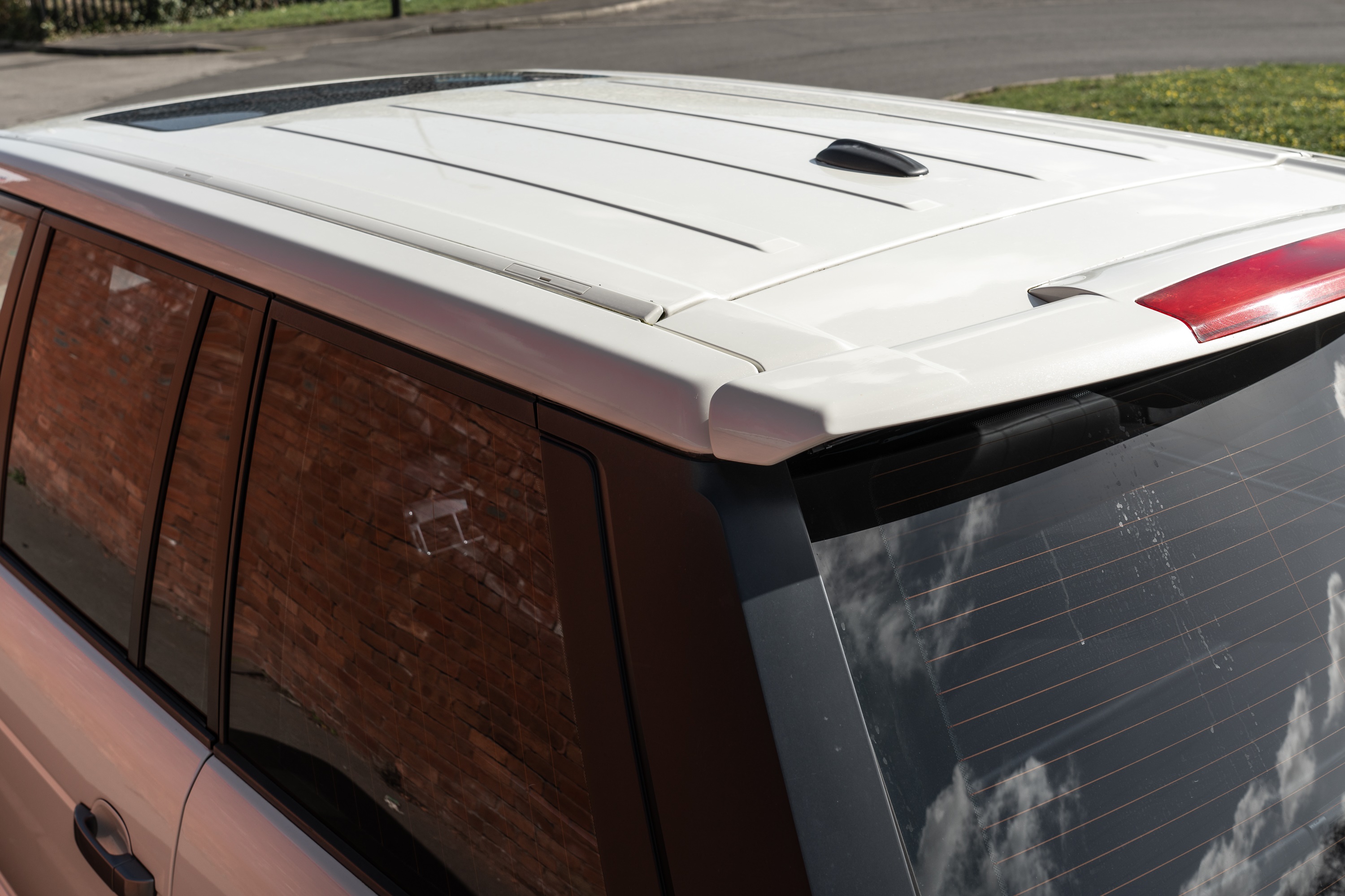 Lot 18 - 2010 Range Rover Vogue Overfinch Holland